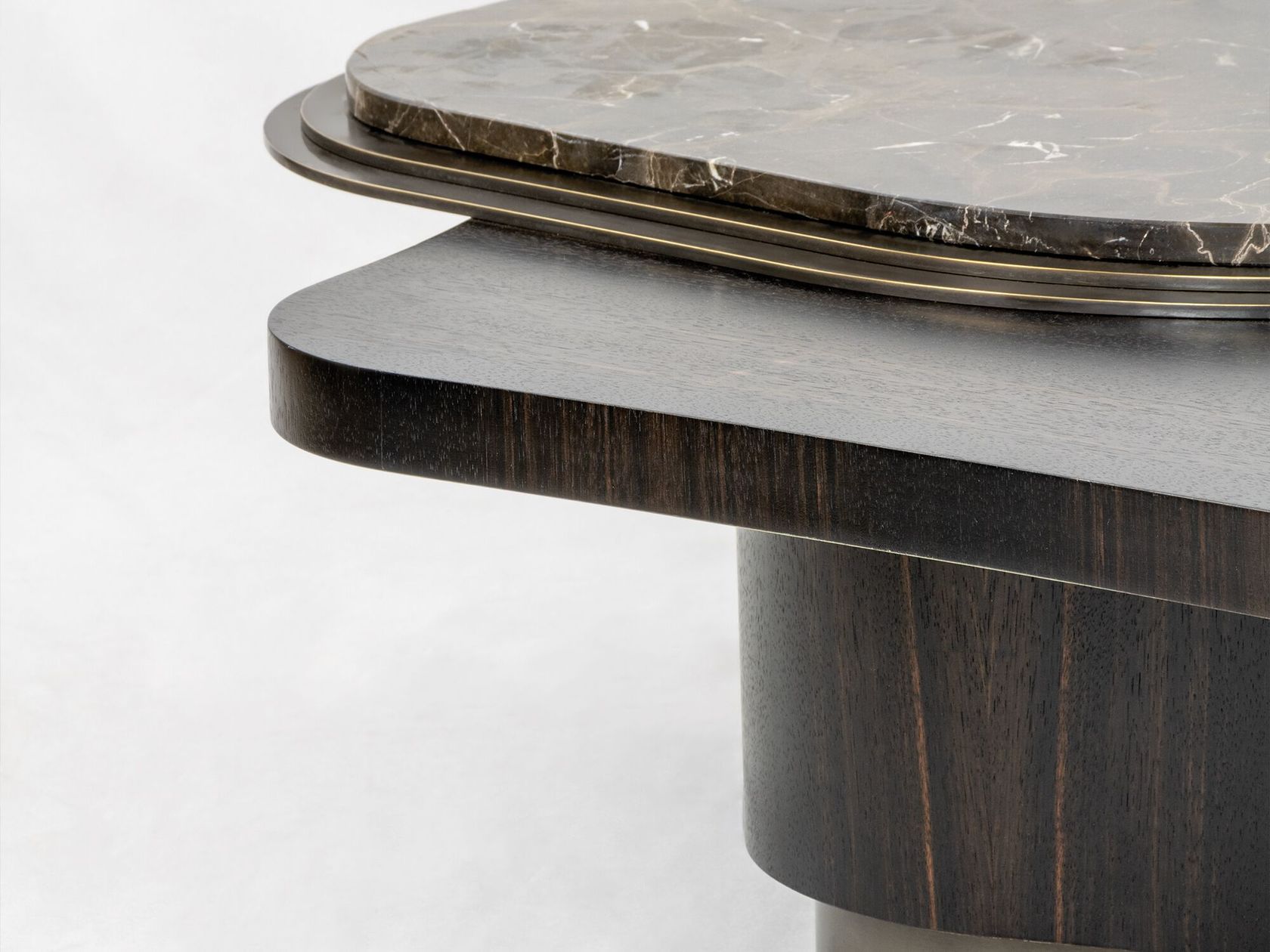 PHOEBE Coffee table By JOSÉ LEITE DE CASTRO