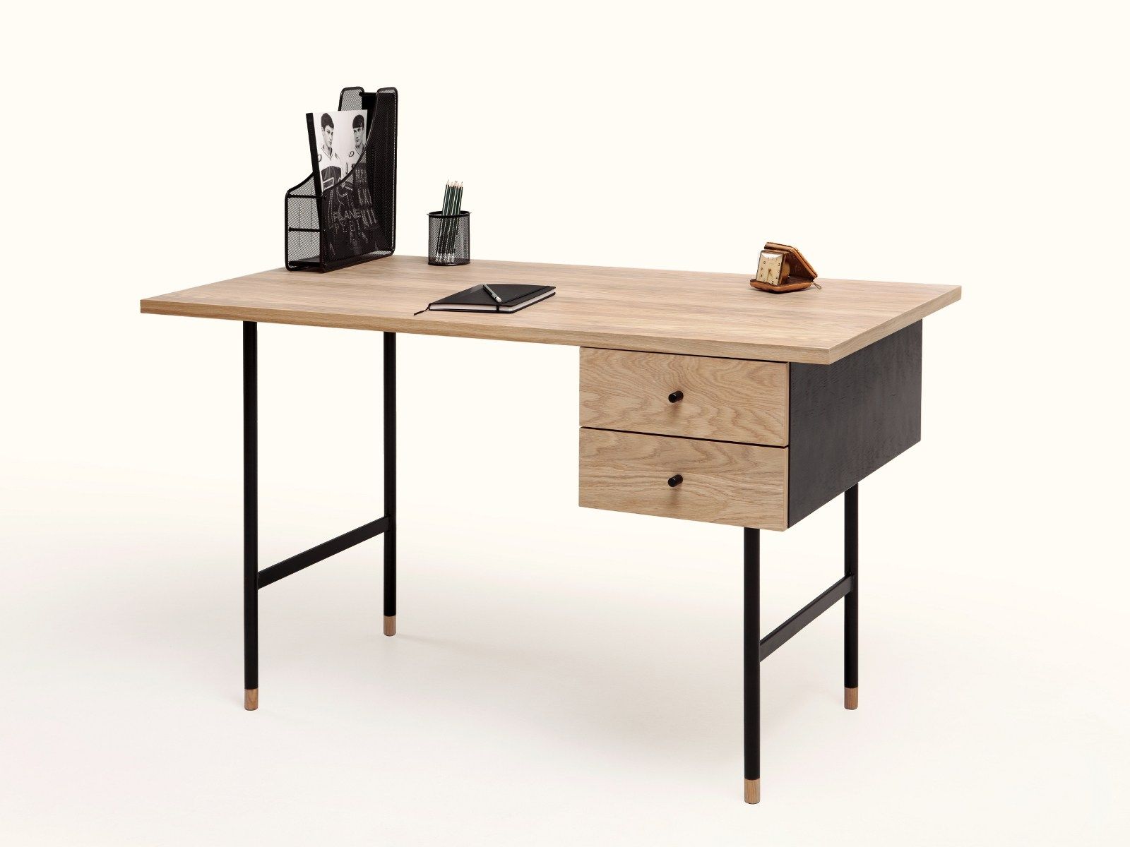 JUGEND | Writing desk Rectangular wood veneer writing desk By Woodman ...
