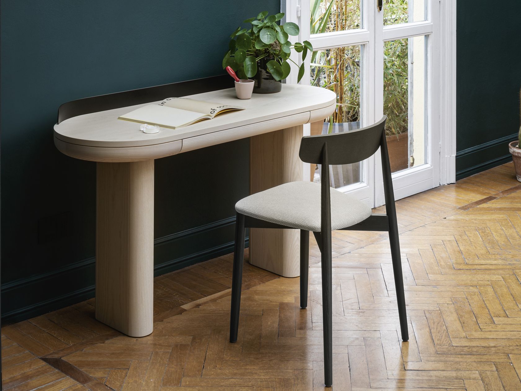 JUMBO Writing desk By Miniforms | design Paolo Cappello