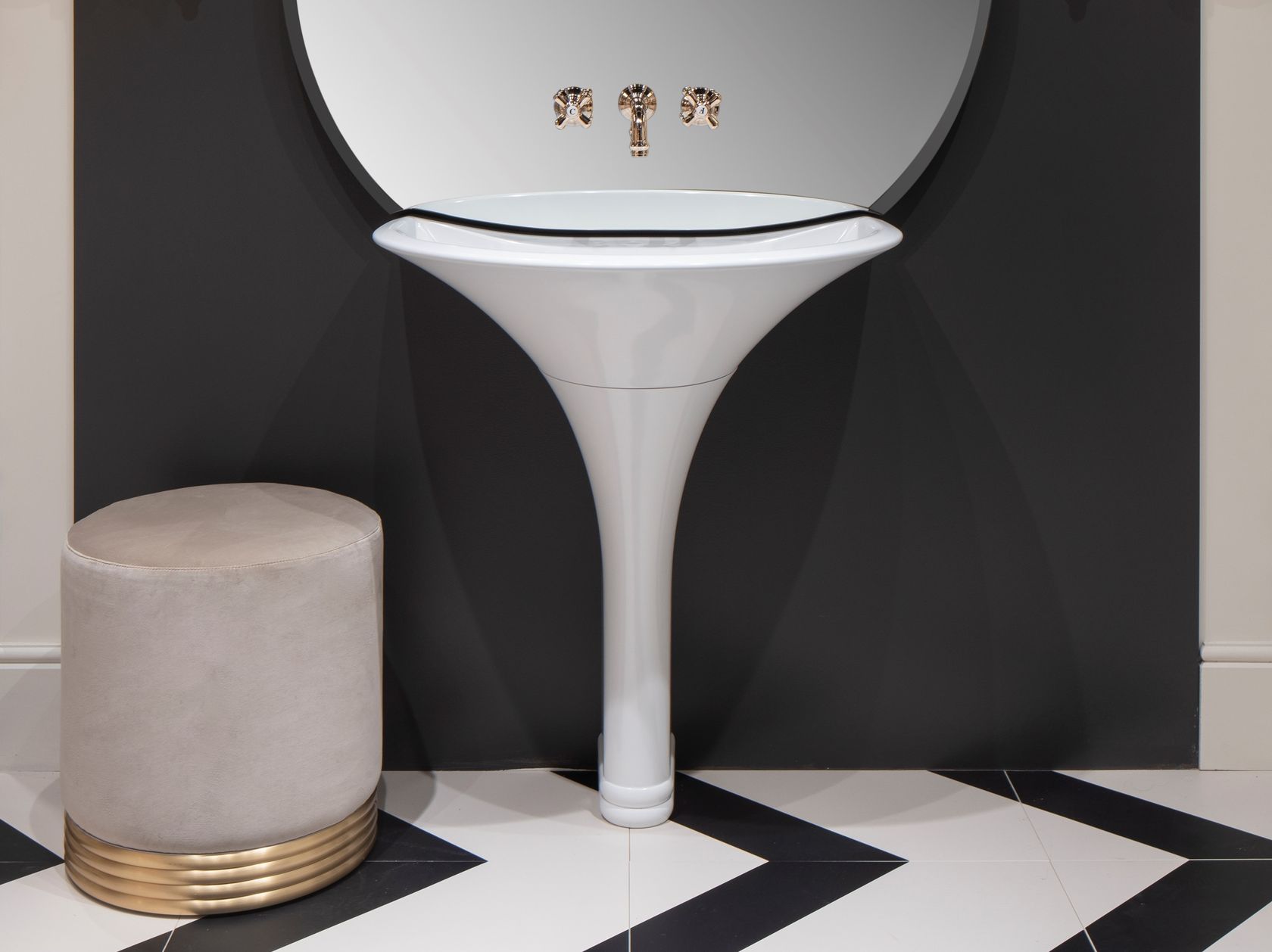 Lavabo su colonna in White Tec KALOS By Devon&Devon design Massimo Iosa ...
