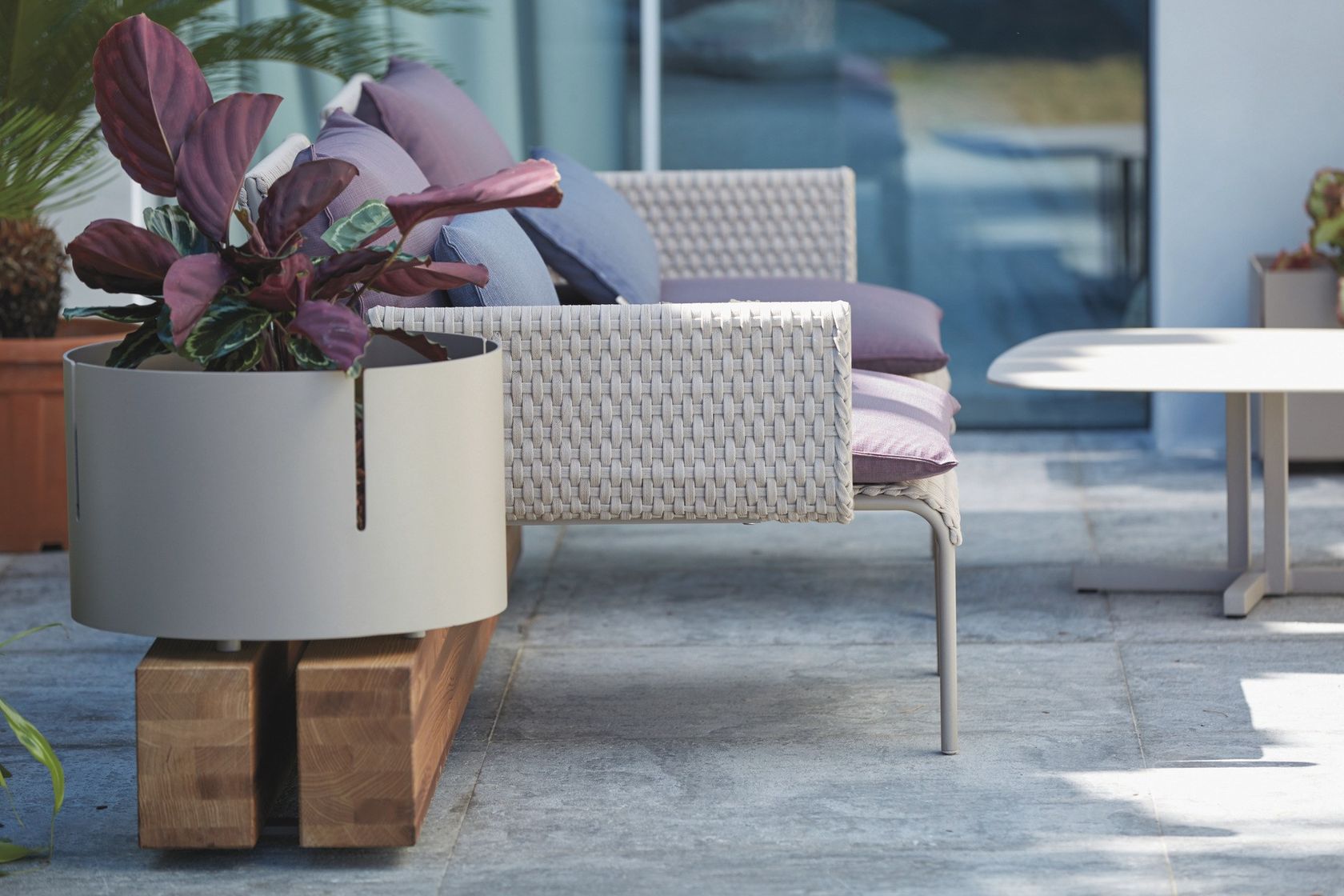 KEY WEST | Garden bench By Roberti Rattan design Roberto Papparotto ...