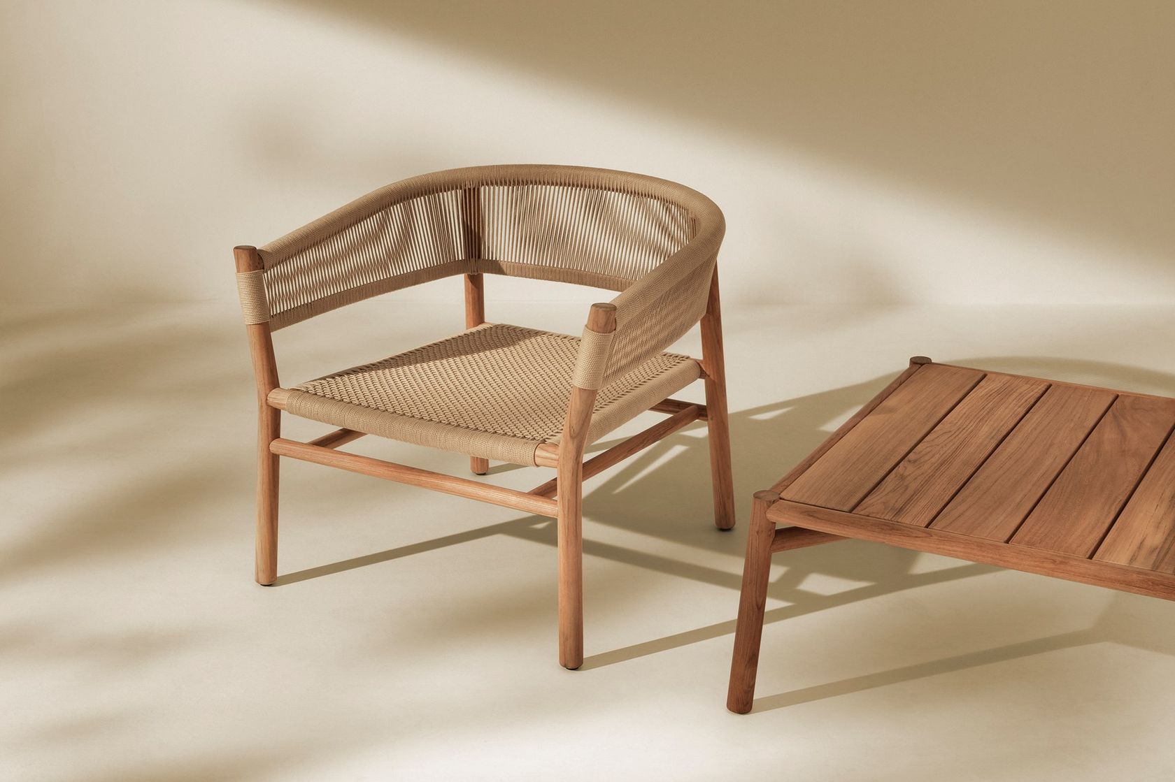 KILT | Coffee table Kilt Collection By Ethimo design Marcello Ziliani