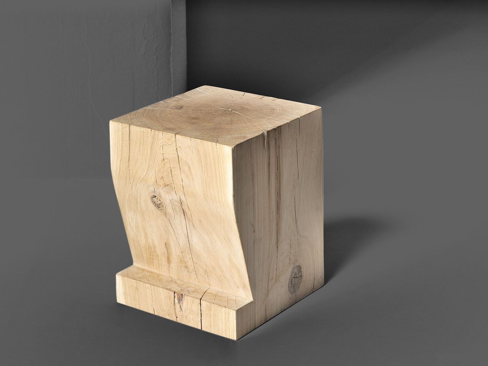 KLOTZ PFEIFE Stool By Vitamin Design