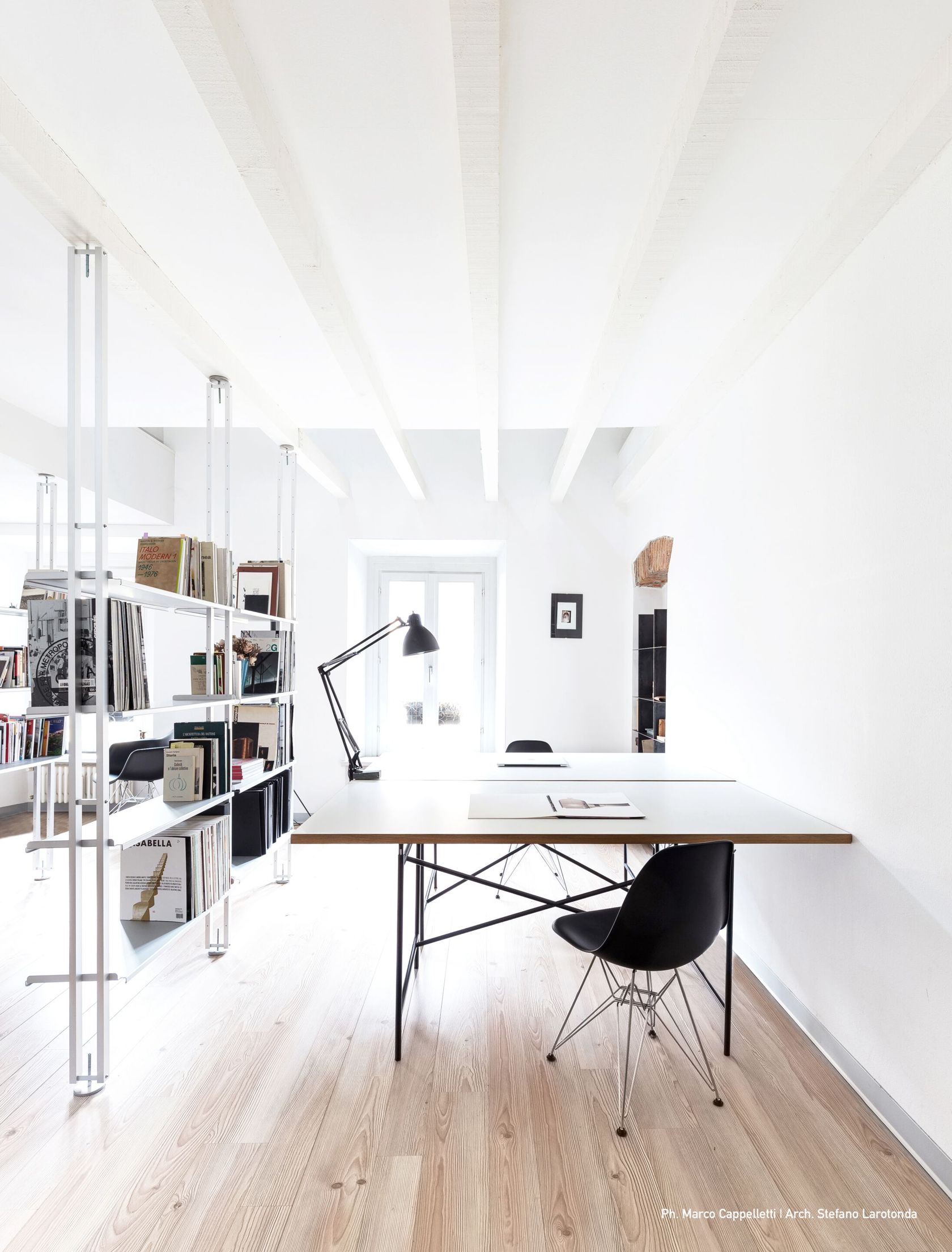 K2 STUDIO Office shelving By KRIPTONITE