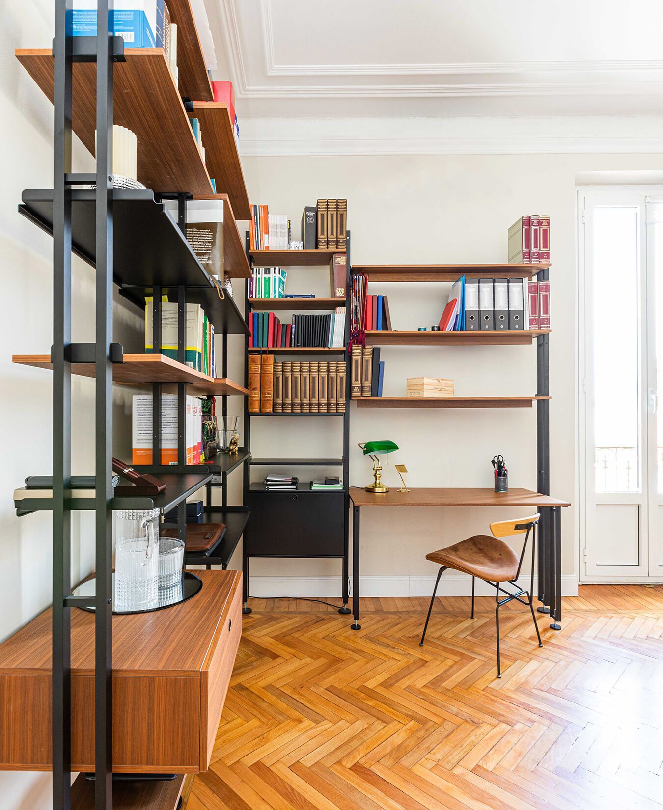 K2 STUDIO Office shelving By KRIPTONITE