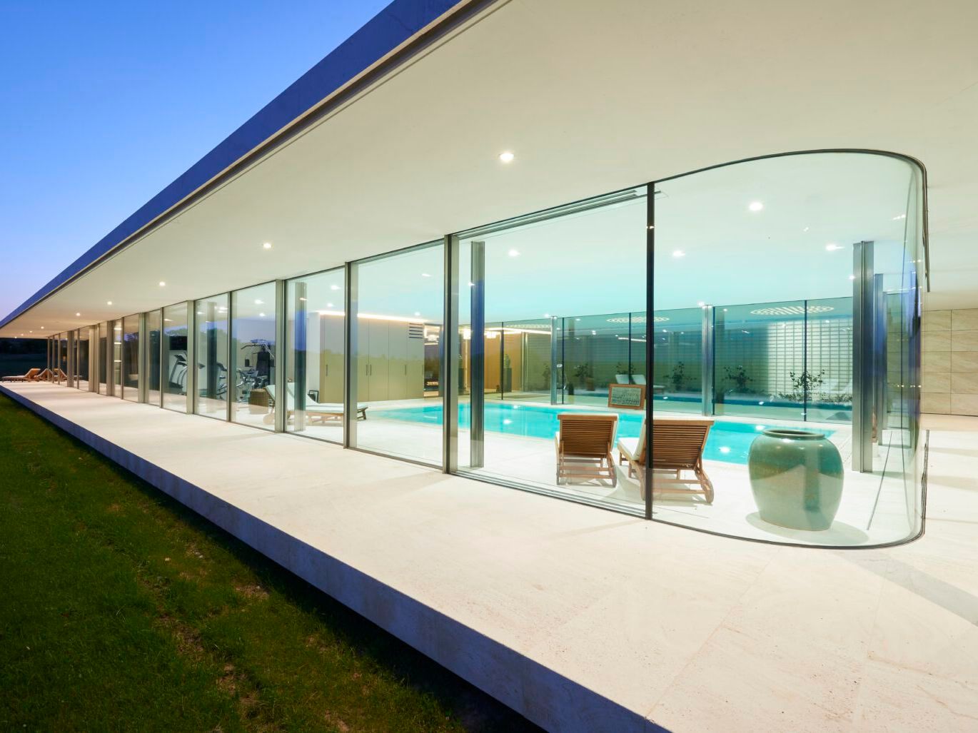 KELLER minimal windows® curve Window By Keller minimal windows®