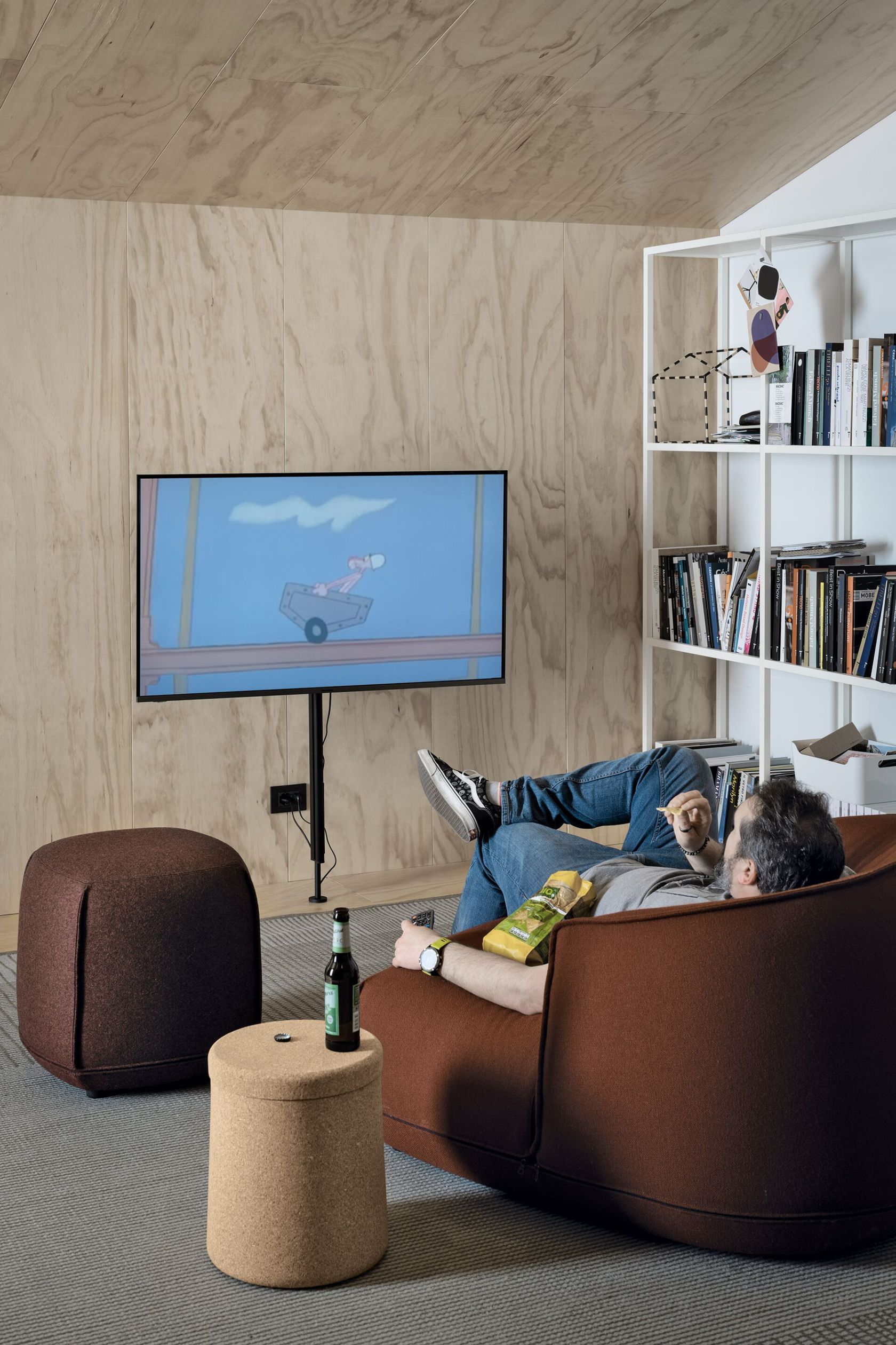 AVENUE-UP TV cabinet By Kristalia