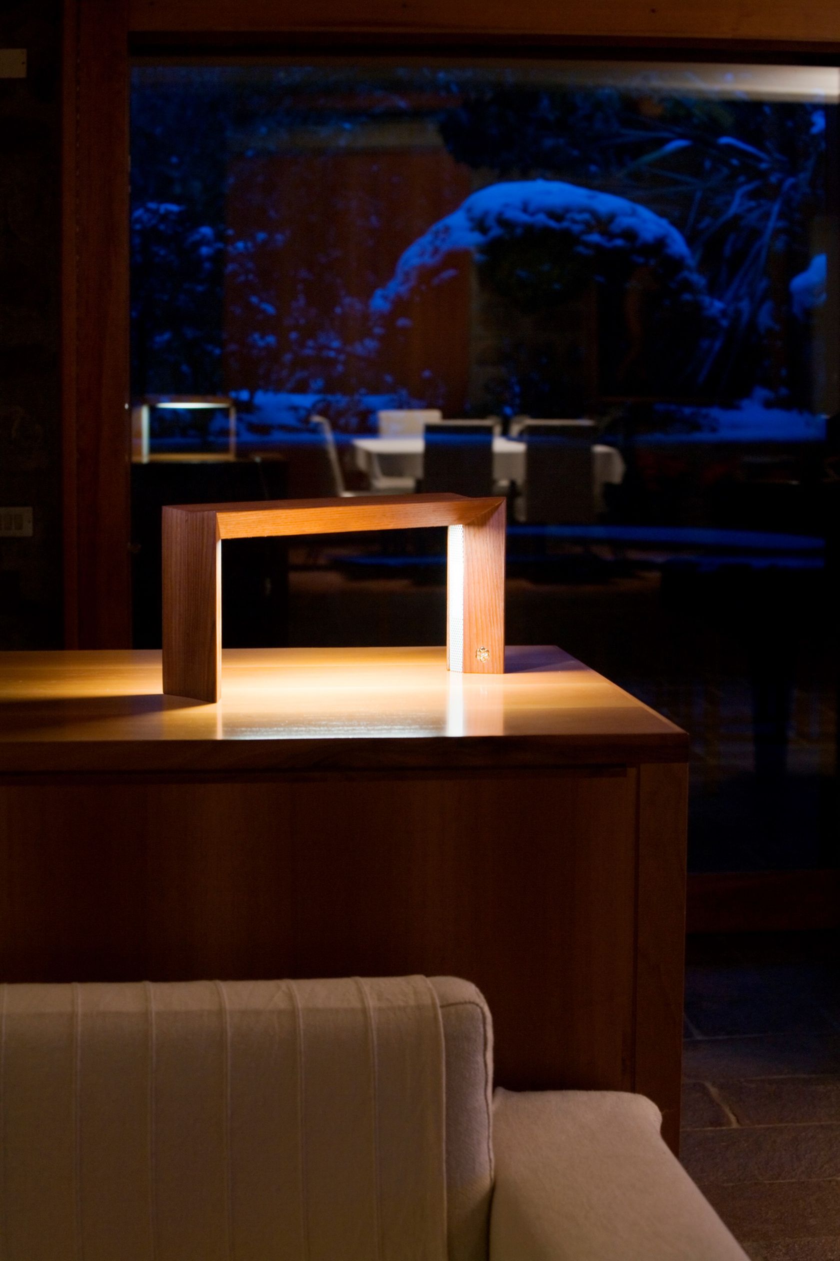 Solid wood table lamp LÙM By KARN design Michelantonio Rizzi