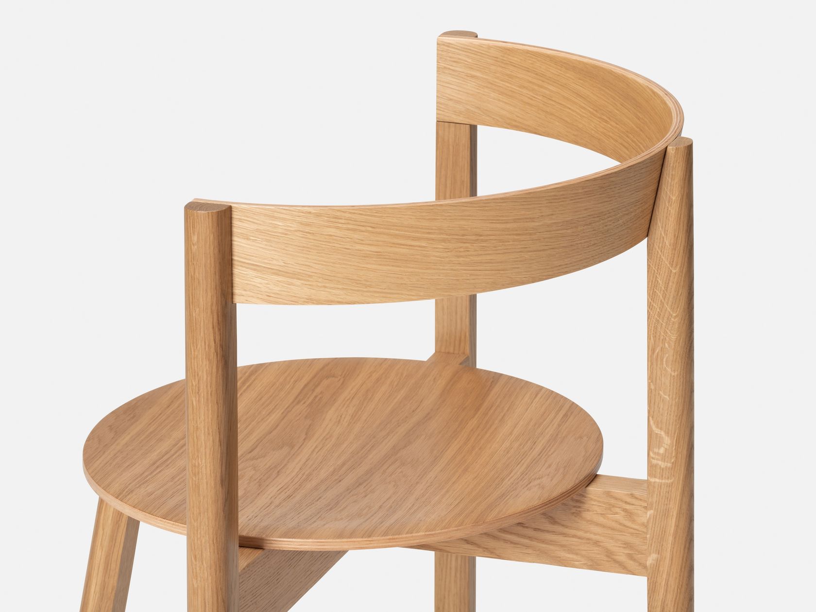 L5 JAZZ | Cadeira com braços By LOEHR design David Löhr, Julian Löhr