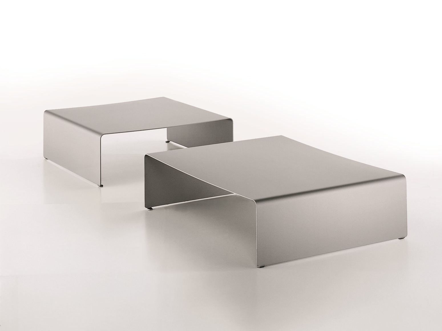LA TABLE BASSE Coffee table By MDF Italia | design Xavier Lust