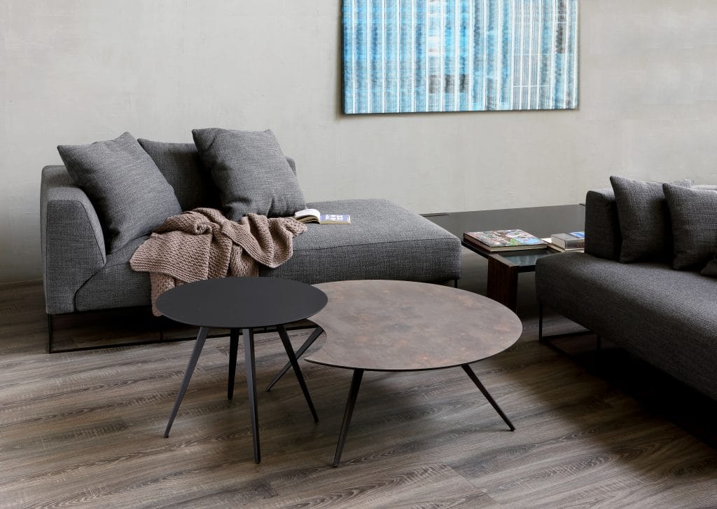 LARA & DARA Coffee table By Zeus | design Ron Arad