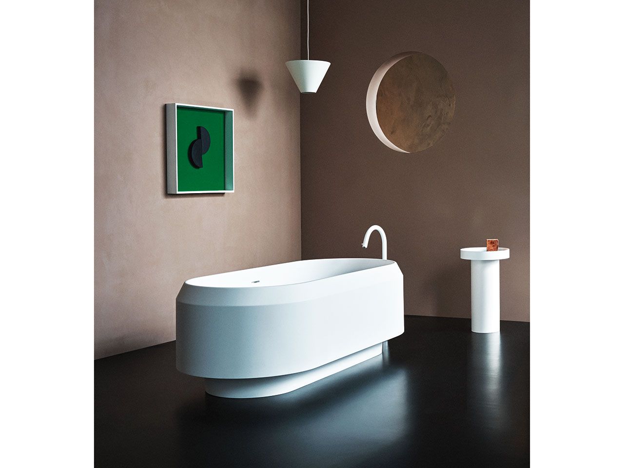 LARIANA Freestanding Cristalplant® bathtub By Agape