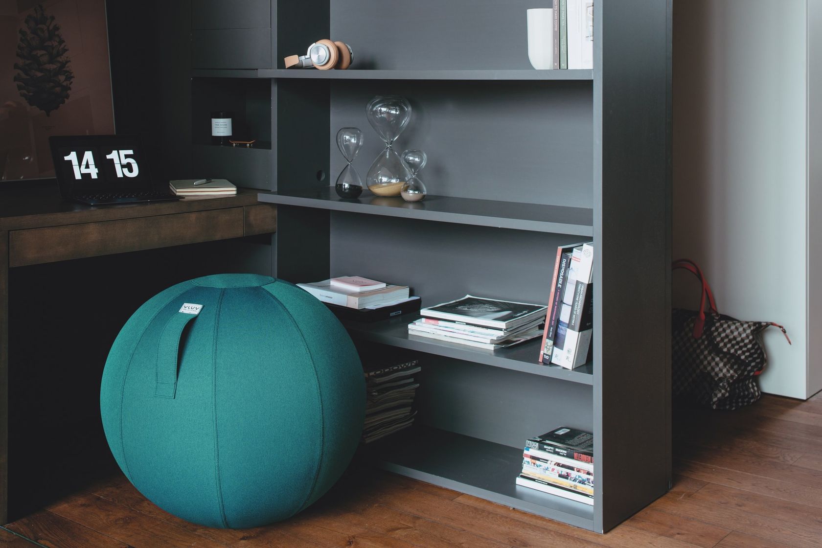 Inflatable polyester pouf with removable lining LEIV By VLUV