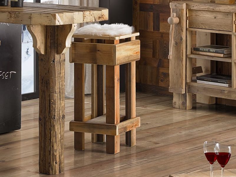 LEONE High wooden stool By Arvestyle