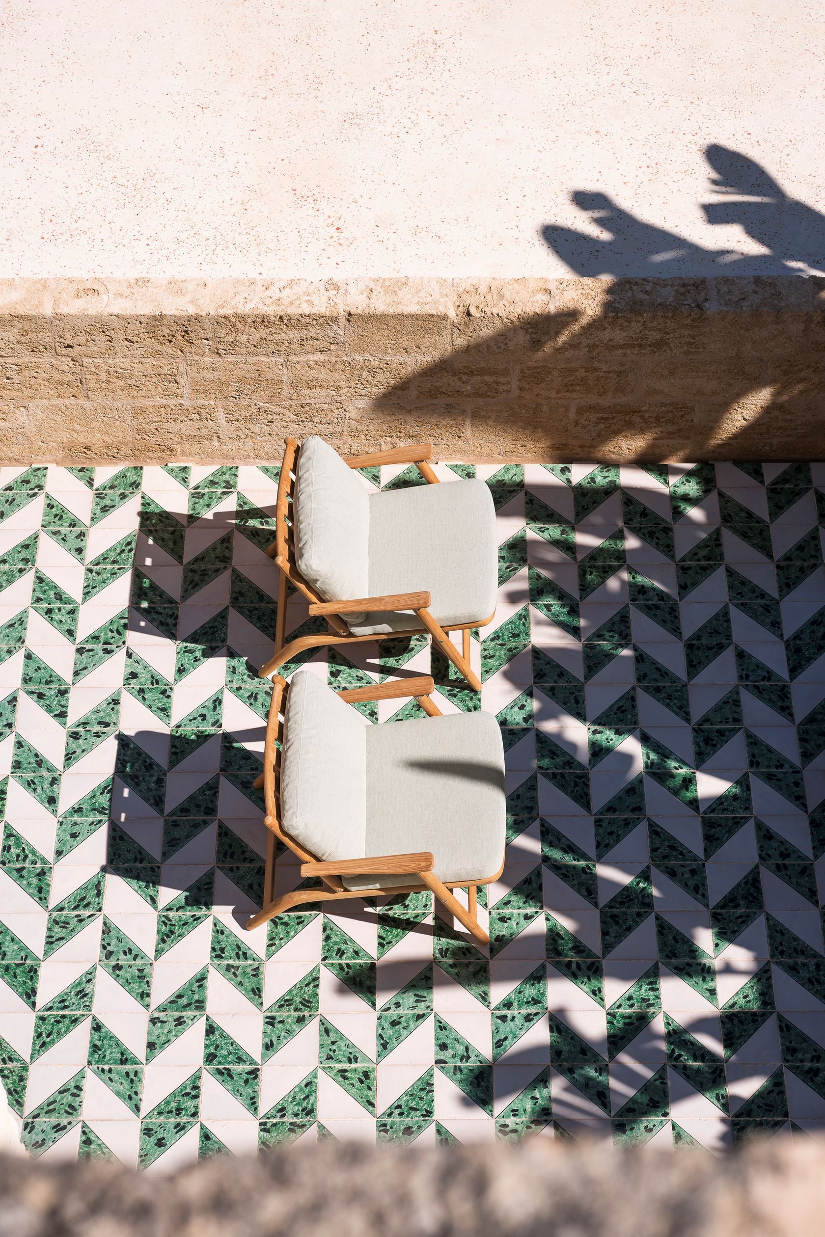 LEVANTE 007 Folding teak deck chair with armrests By RODA | design ...