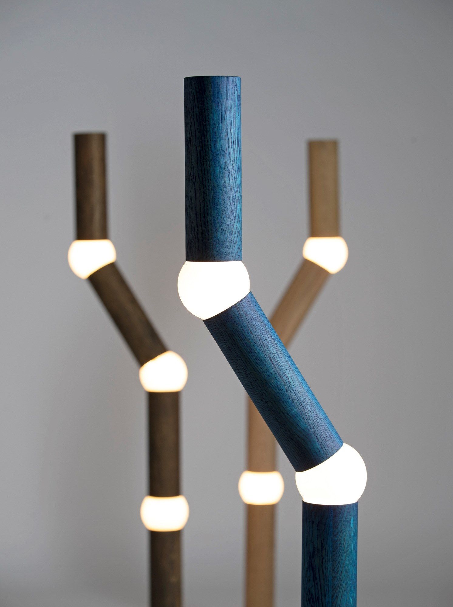 LIGHTBONE NATURAL OAK Floor lamp By OBLURE | design FÄRG & BLANCHE