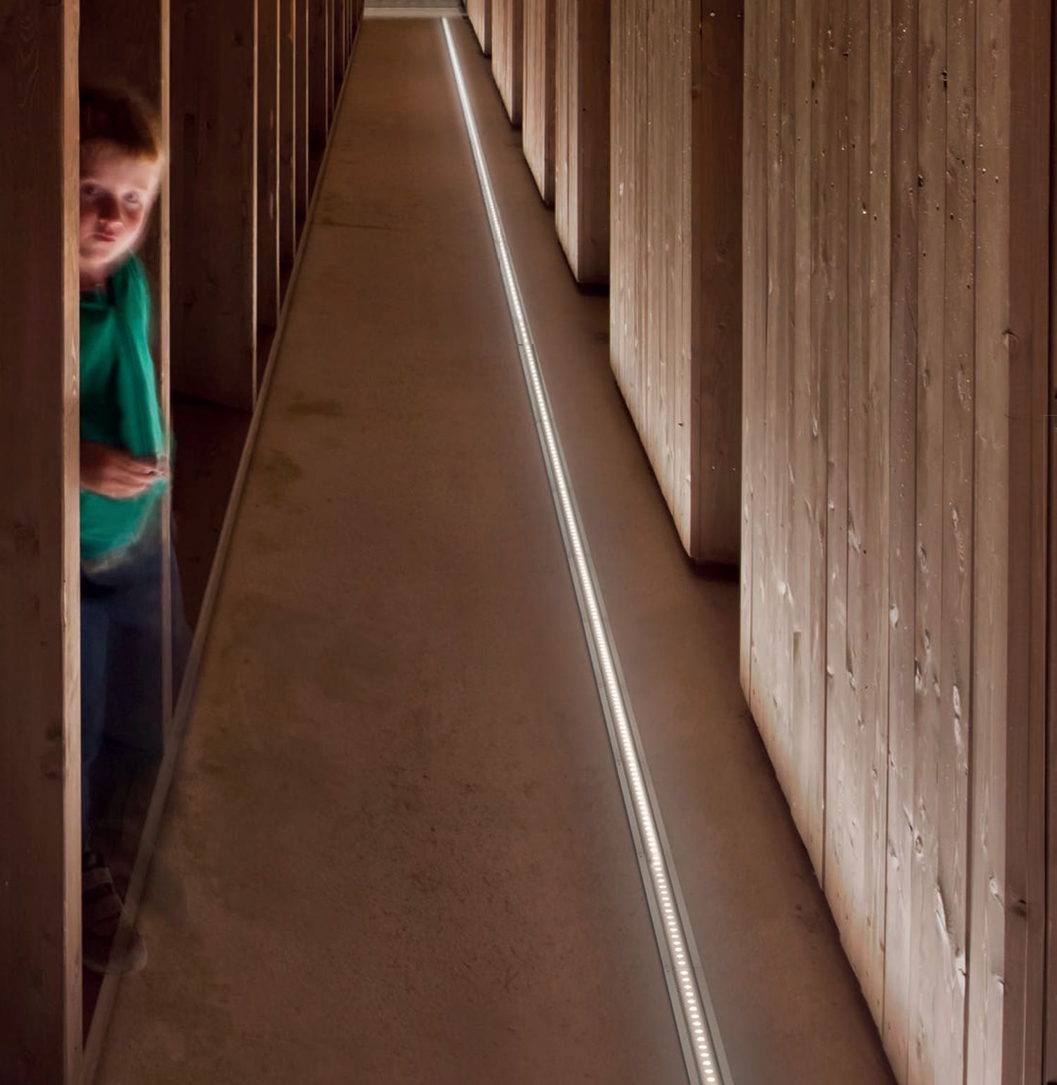 Glass and aluminium linear lighting profile for LED modules LINEALUCE ...