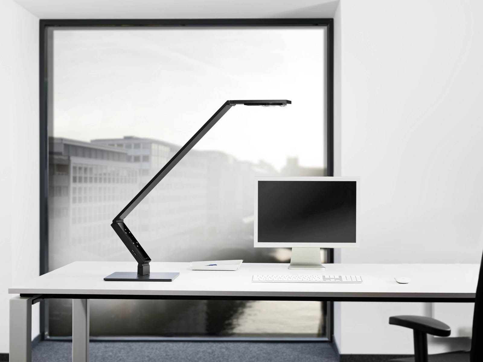 Lampe de table LED orientable LINEAR TABLE PRO By LUCTRA® design yellow ...