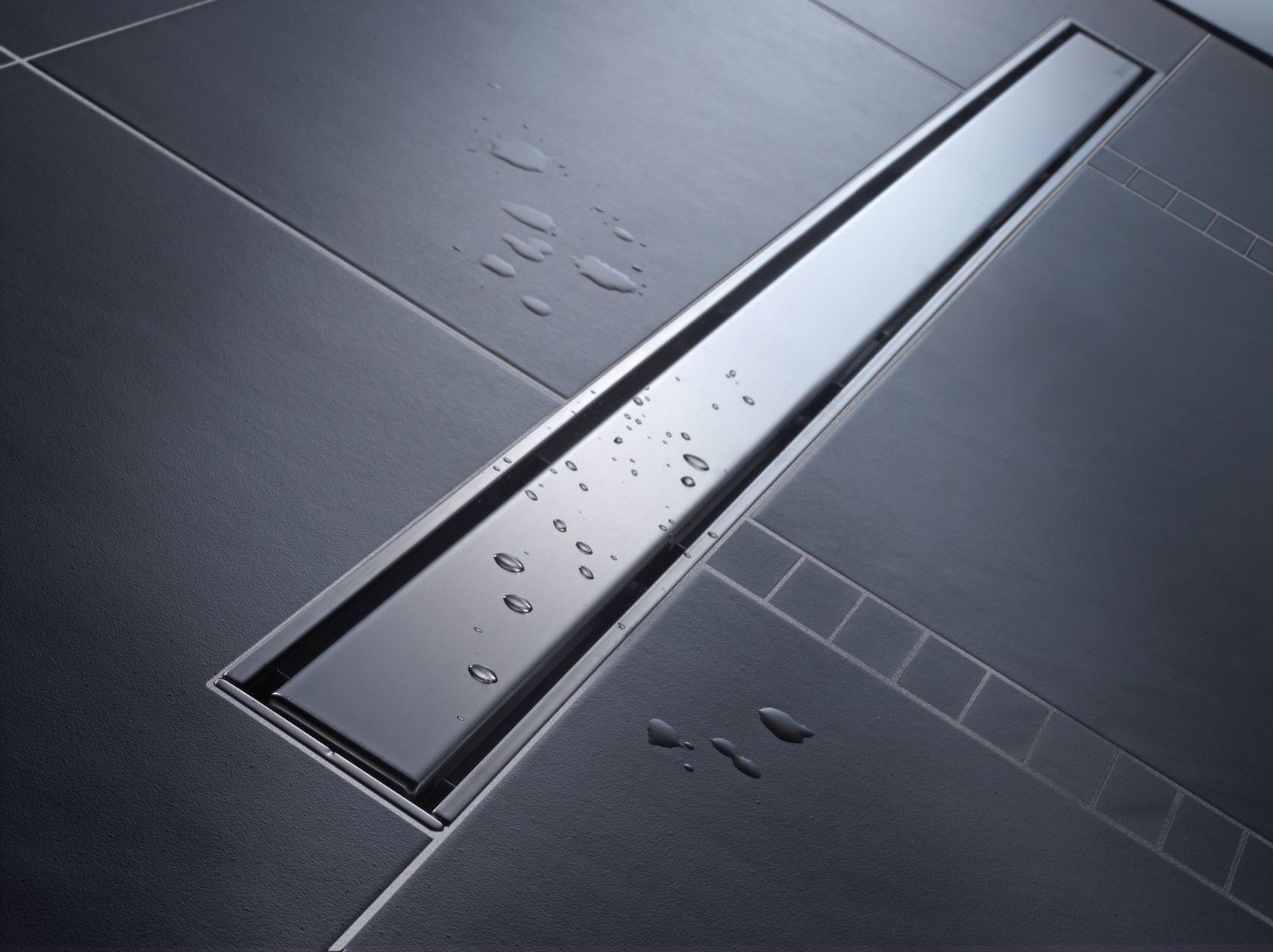 Stainless steel shower channel LINEARIS COMFORT By Kessel