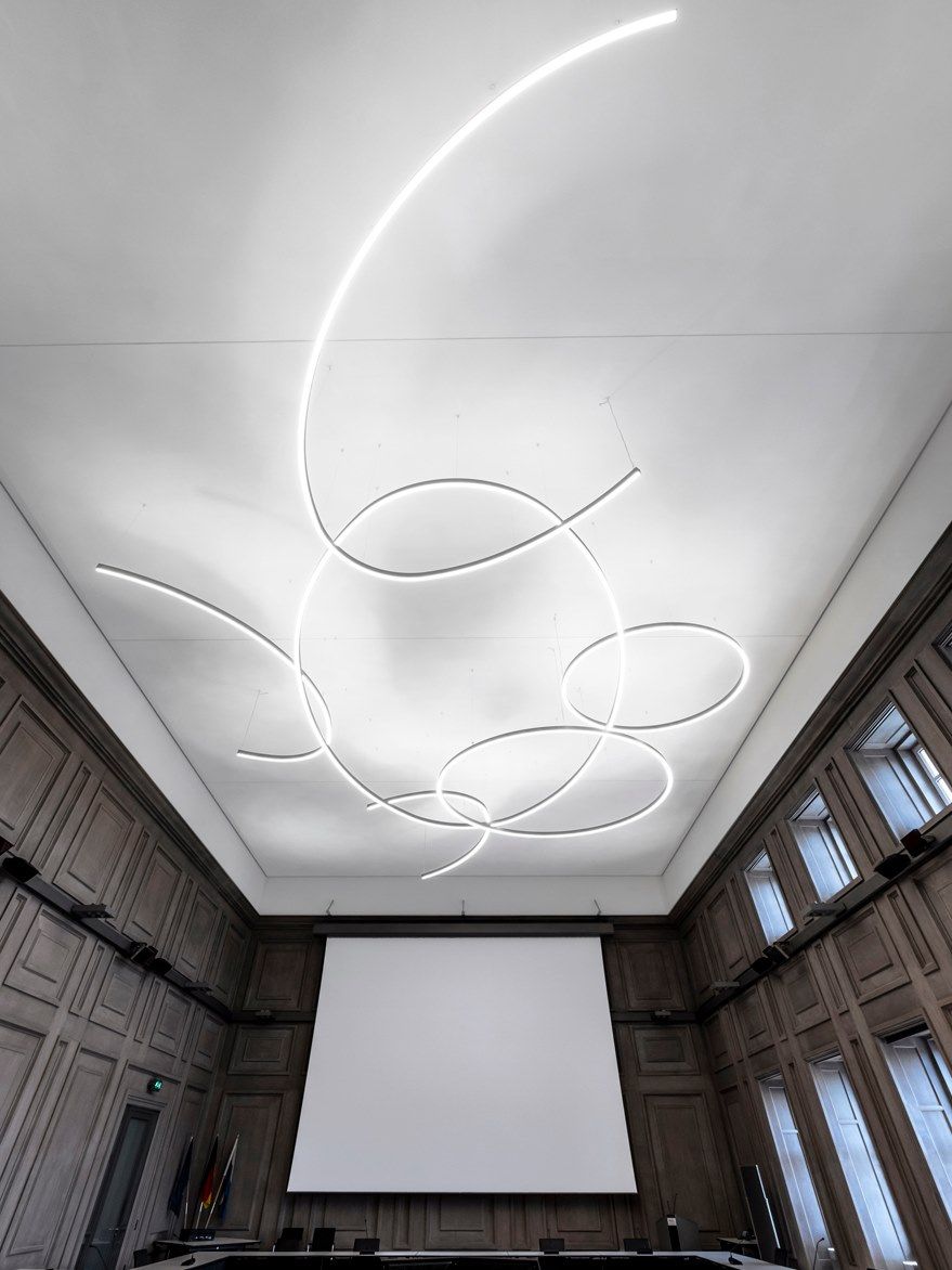 LIQUID LINE G3/P3 LED pendant lamp By Lightnet