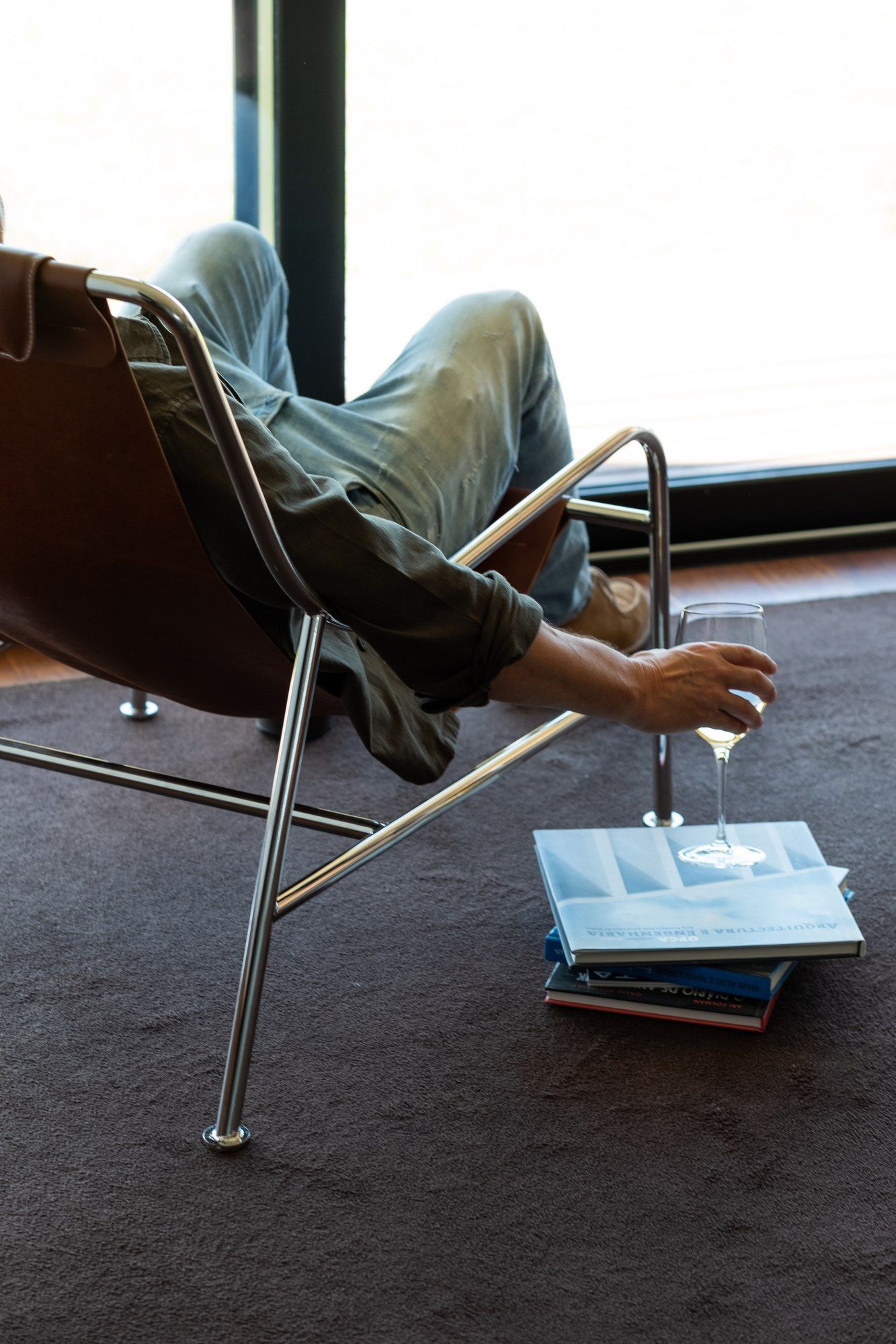 Leather lounge chair with armrests LISBOA By MOR DESIGN design Keiji ...