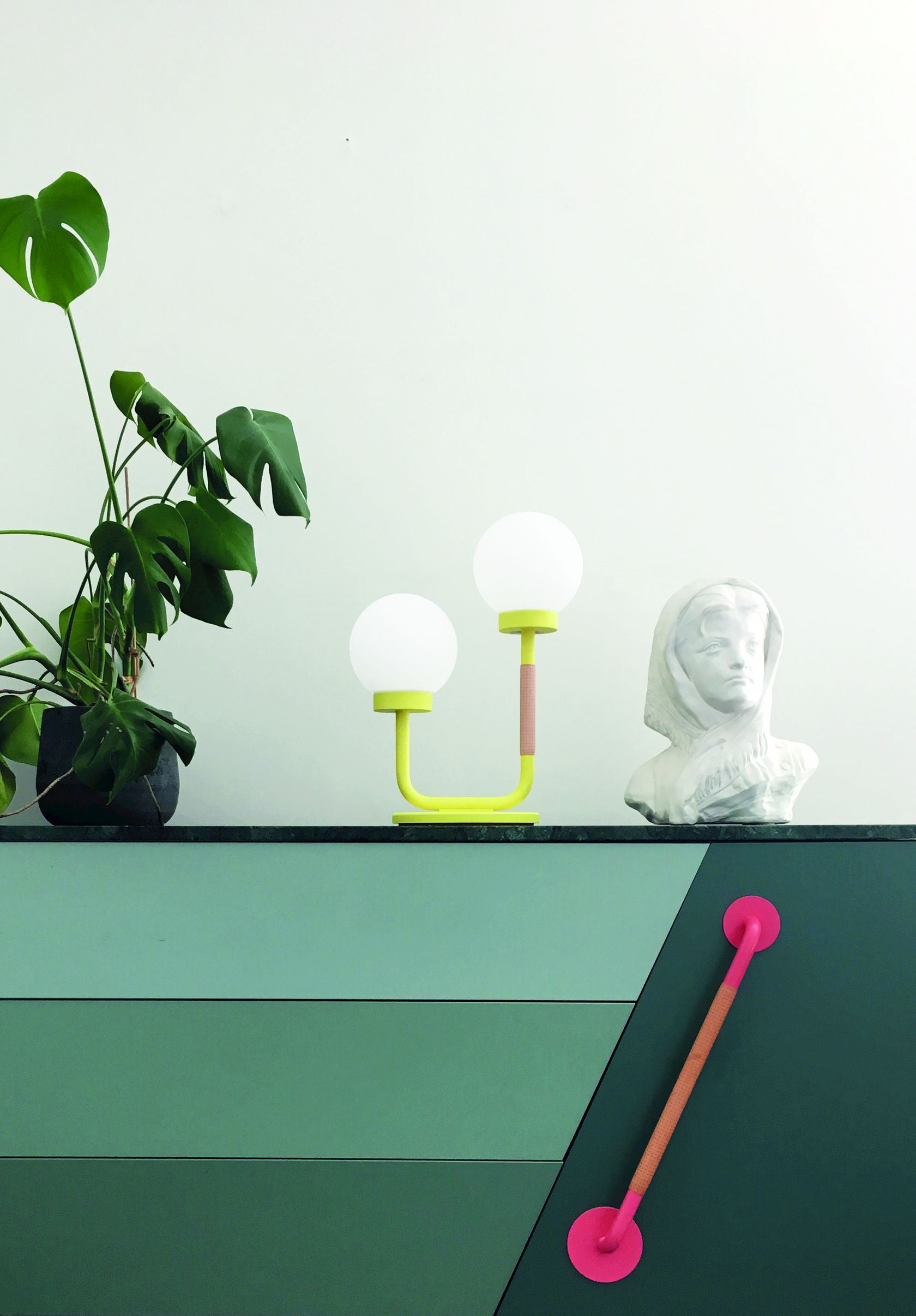 LITTLE DARLING Table lamp By Swedish Ninja