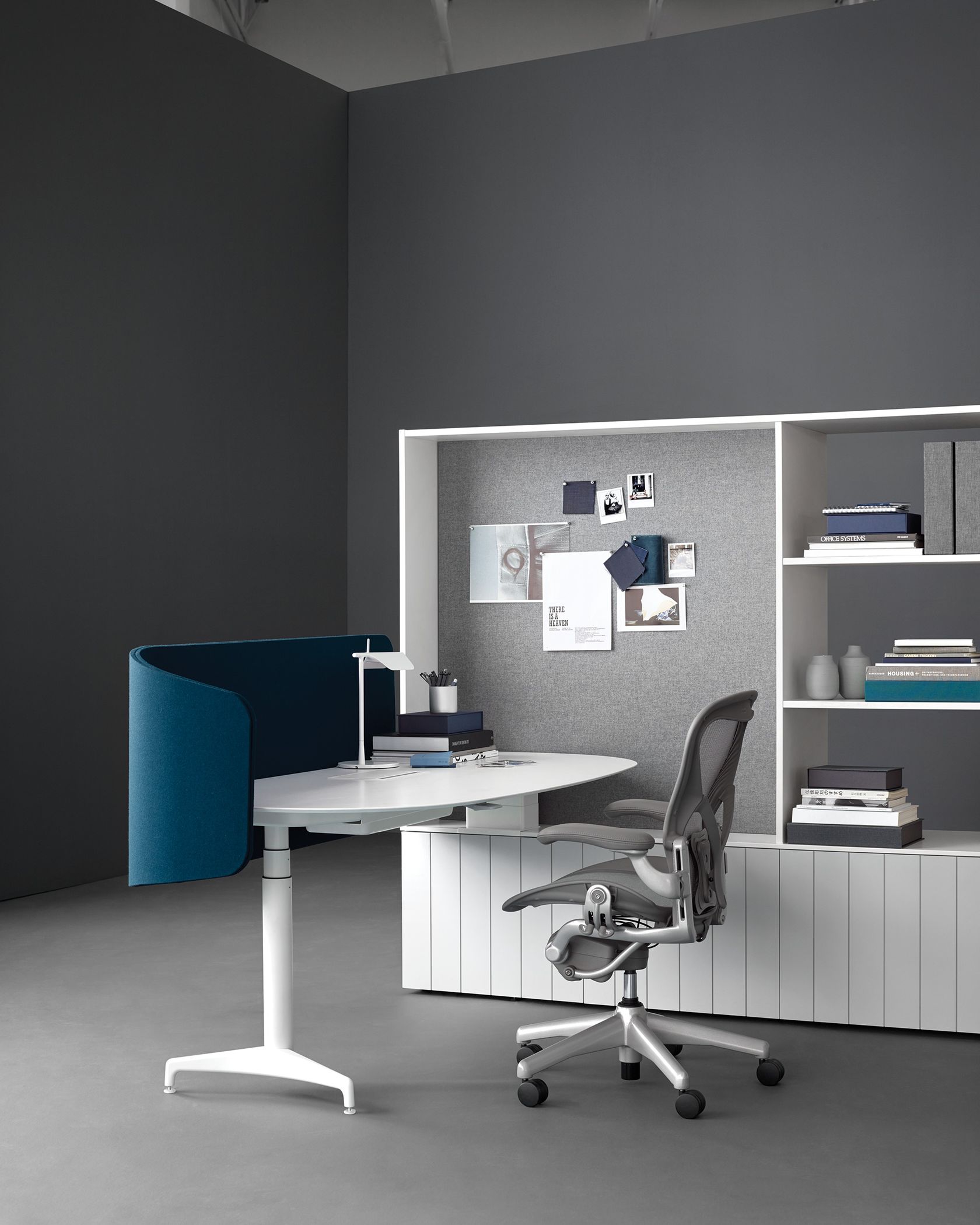 Height-adjustable sectional office desk with shelves LOCALE | Office ...