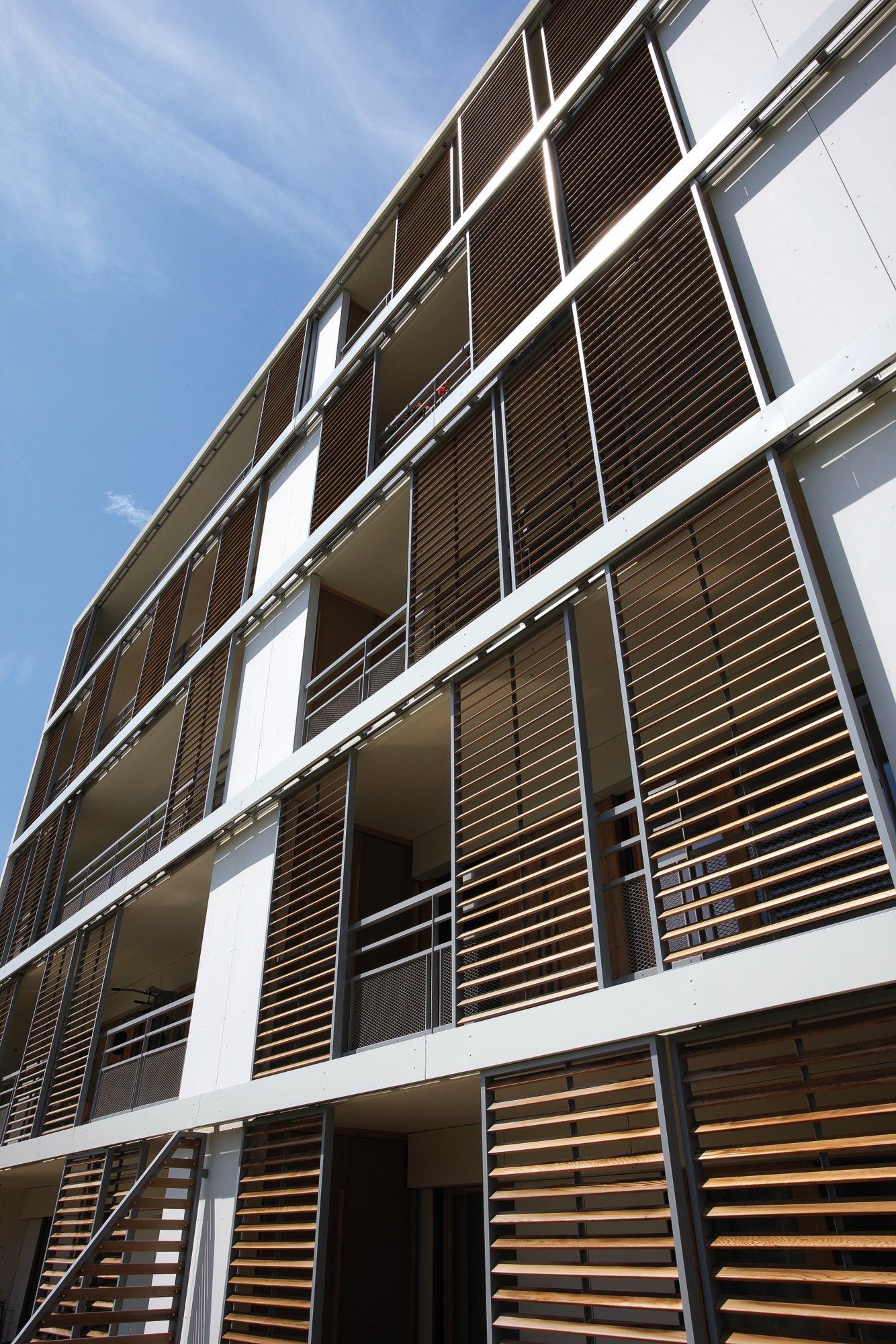 LOGGIA Adjustable sliding wooden solar shading By RENSON