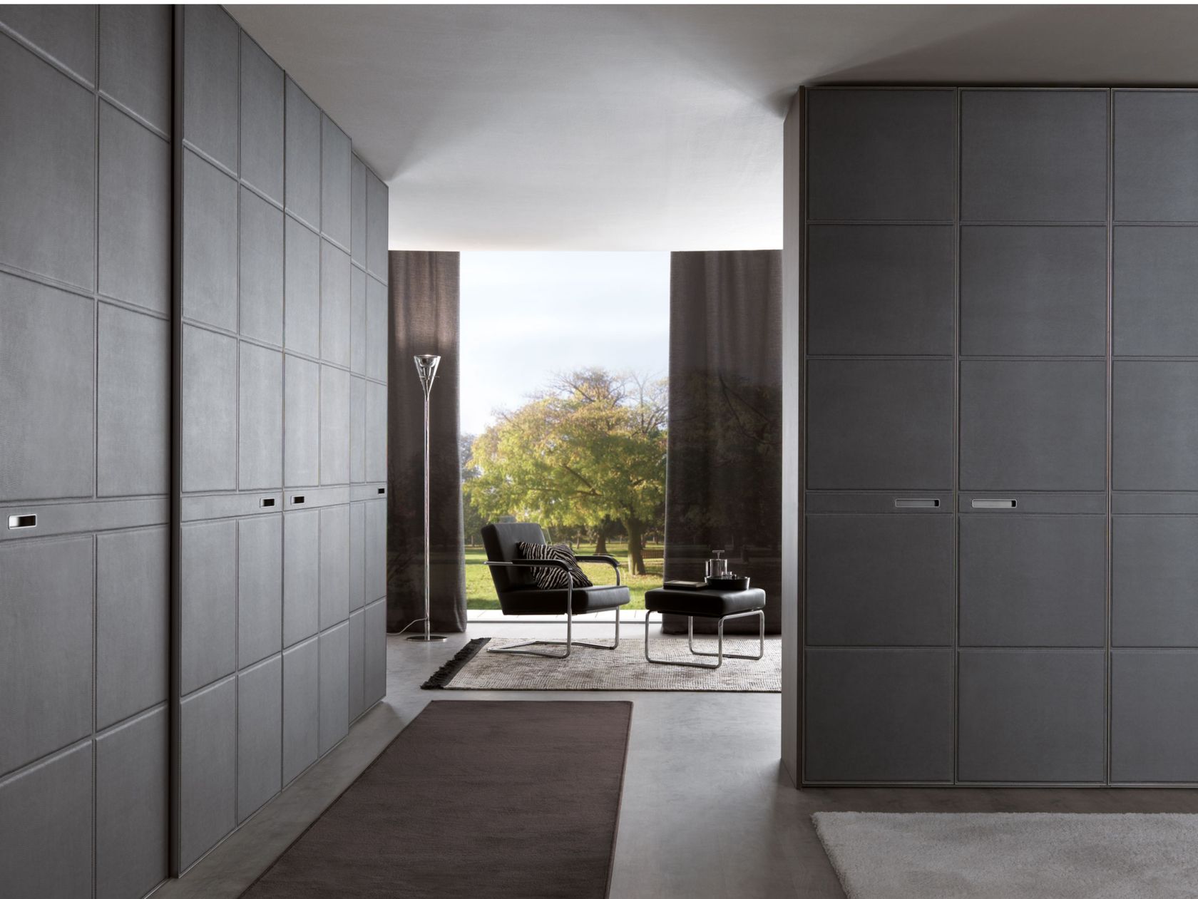 LONDON | Eco-leather wardrobe By MisuraEmme