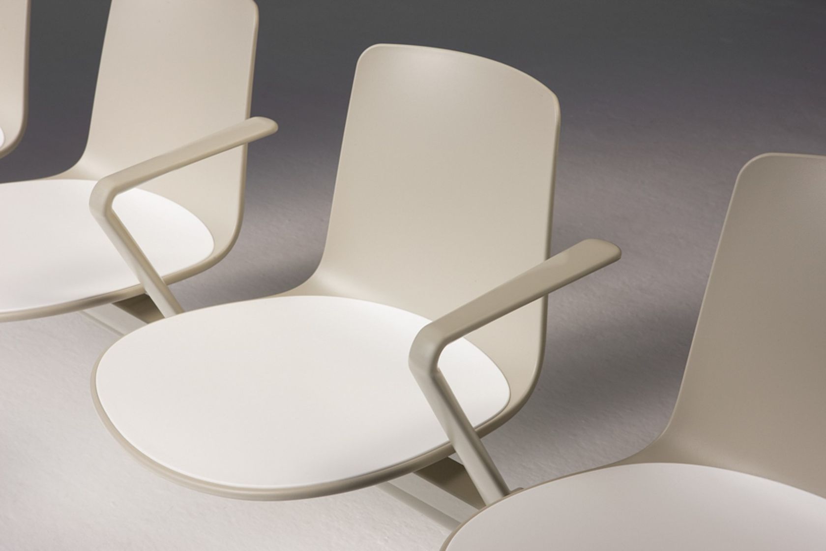 LOTTUS | Beam seating By ENEA design Lievore Altherr Molina