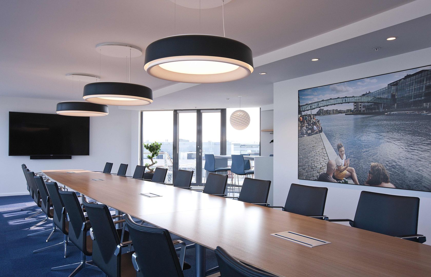 LP GRAND | Pendant lamp By Louis Poulsen design Christian Flindt