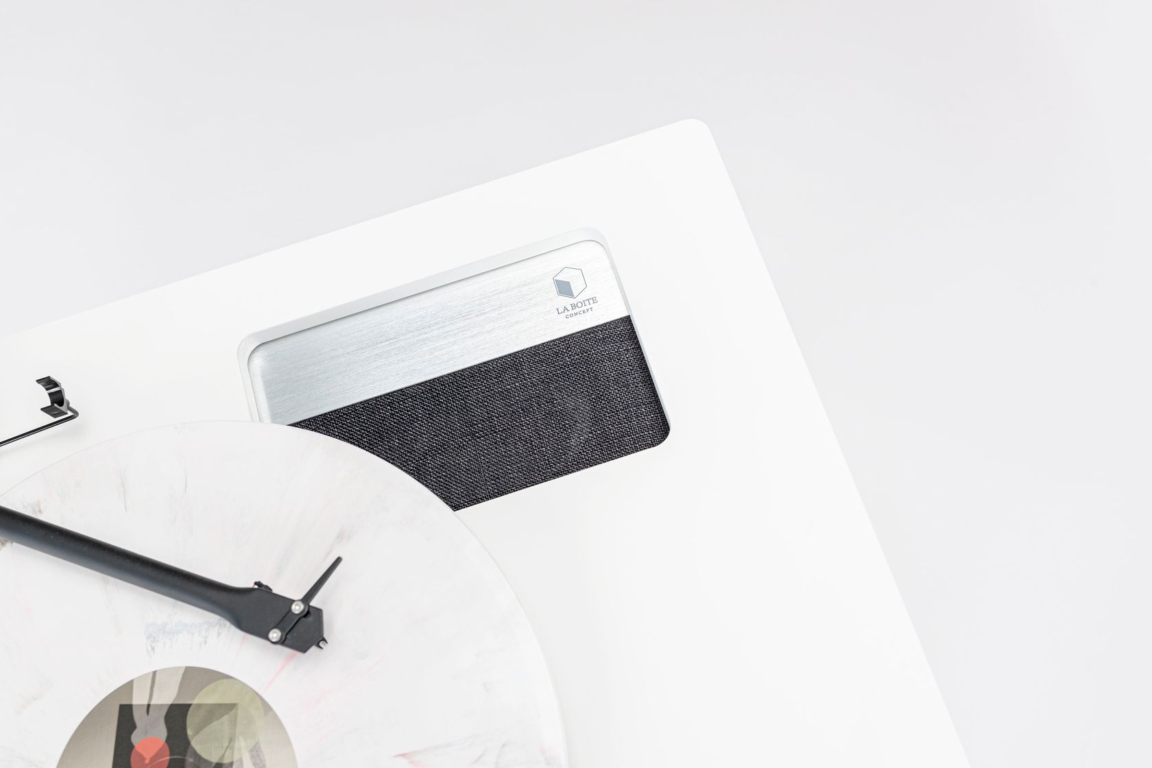 LX X TURNTABLE OAK Speaker By La Boite concept