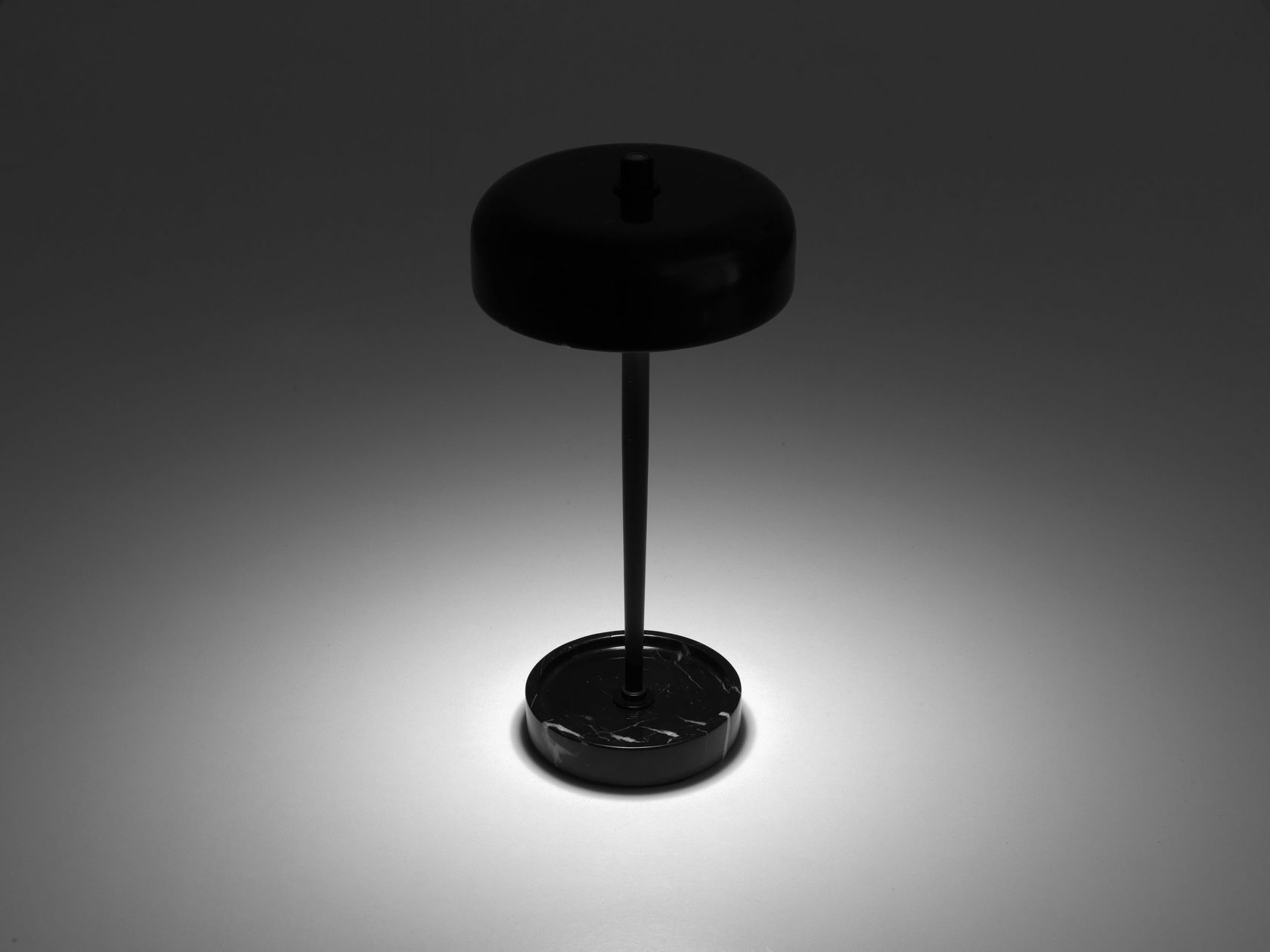 GRACE Table lamp By Lumere