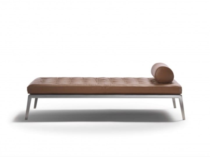 Tufted leather day bed MAGI By Flexform design Antonio Citterio