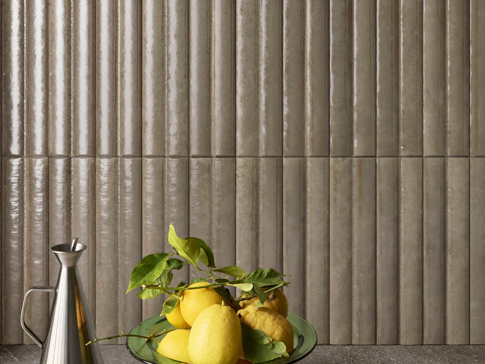 Lume, the Marazzi stoneware covering inspired by majolica brick tiles