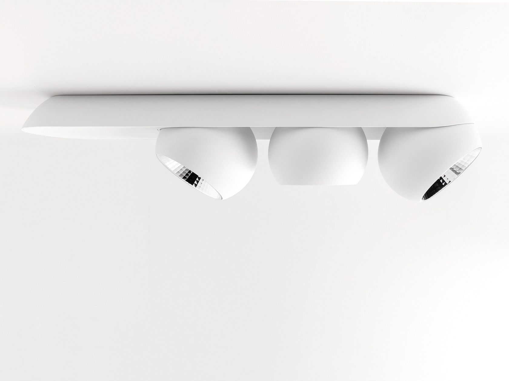 MARBUL x3 LED ceiling spotlight By Modular Lighting Instruments