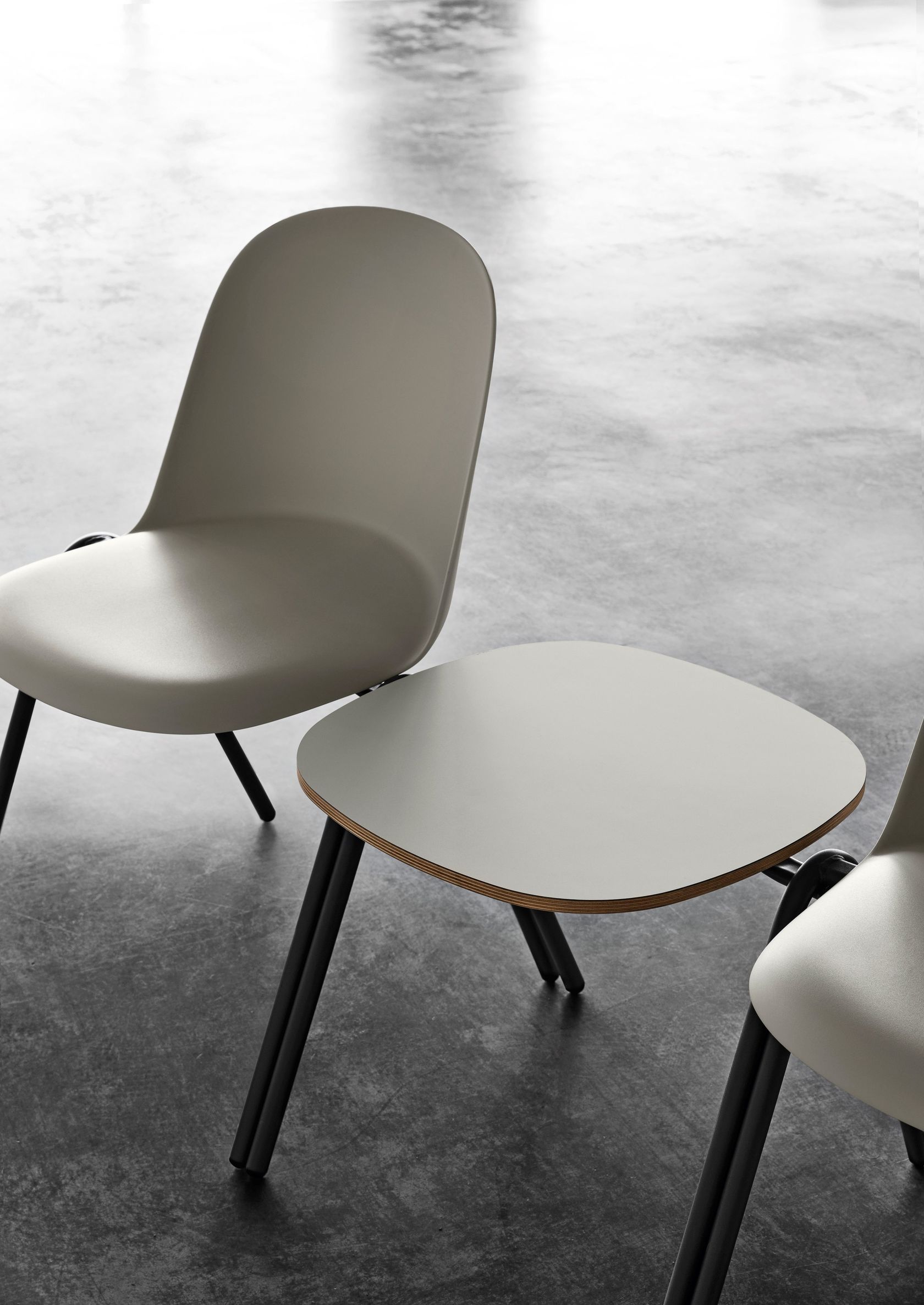 MARIOLINA CONFERENCE Training chair By Miniforms