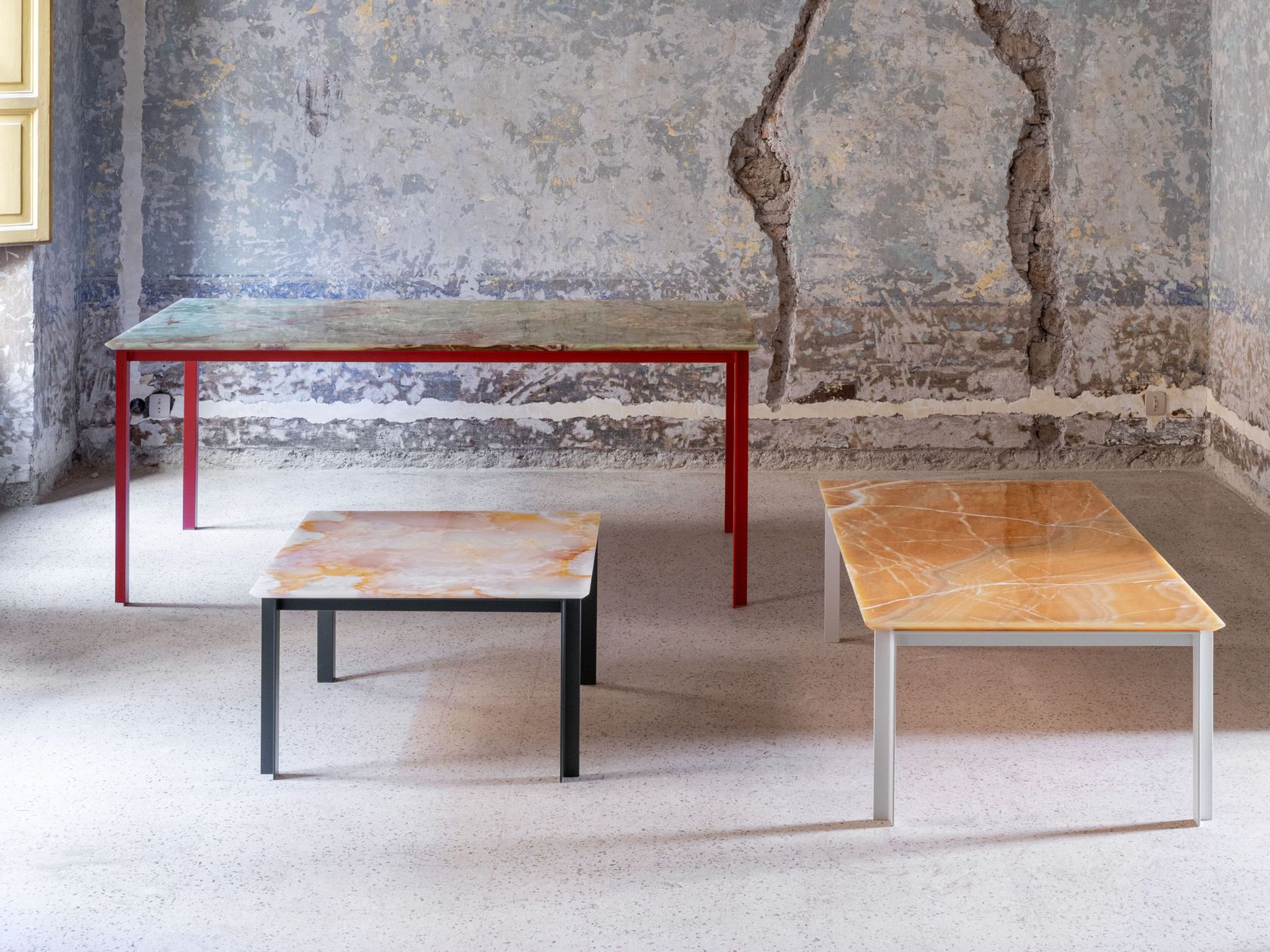 ONICE 45 ALTO 桌子 By MAS Design