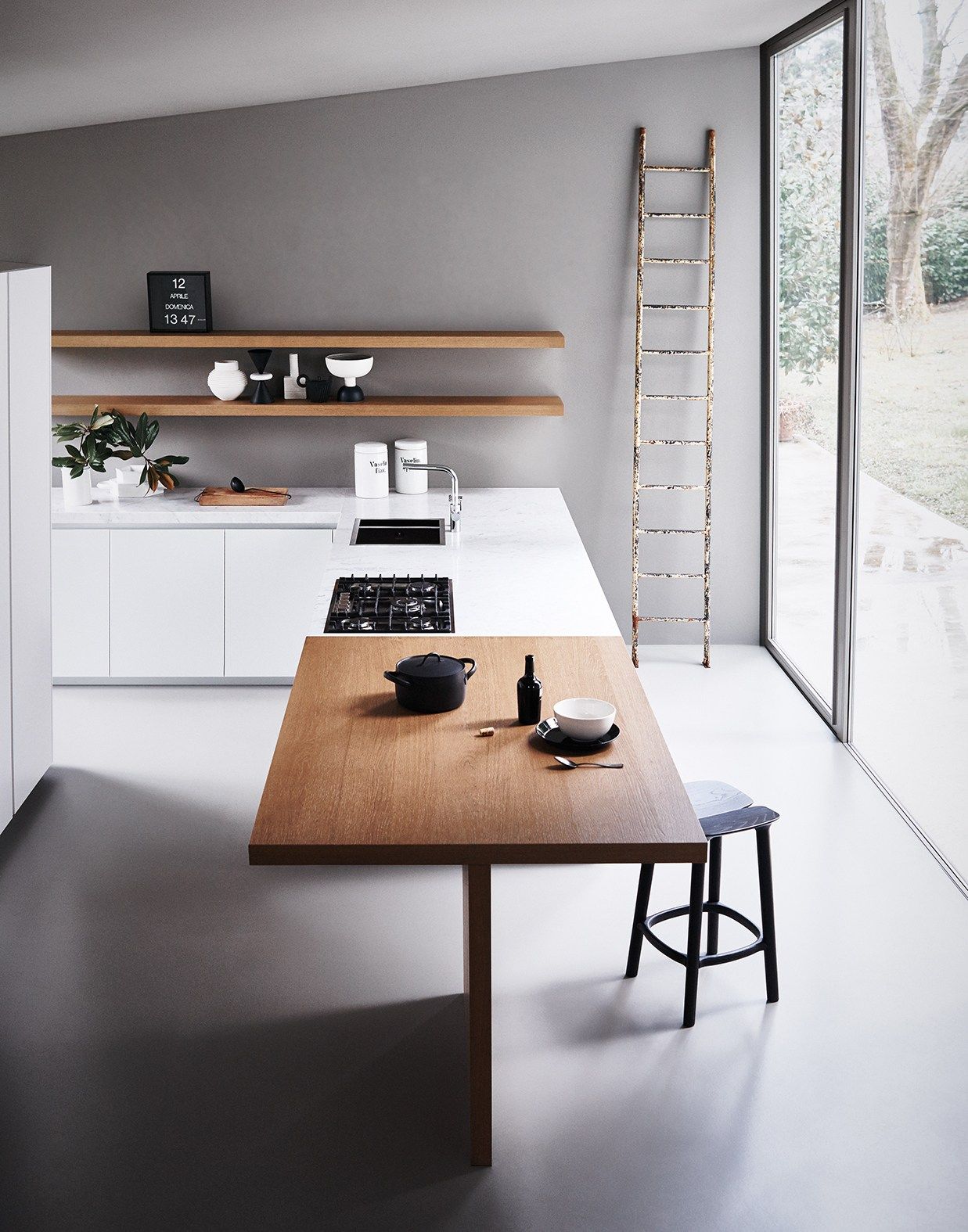Etched glass and oak fitted kitchen with island MAXIMA 2.2 ...