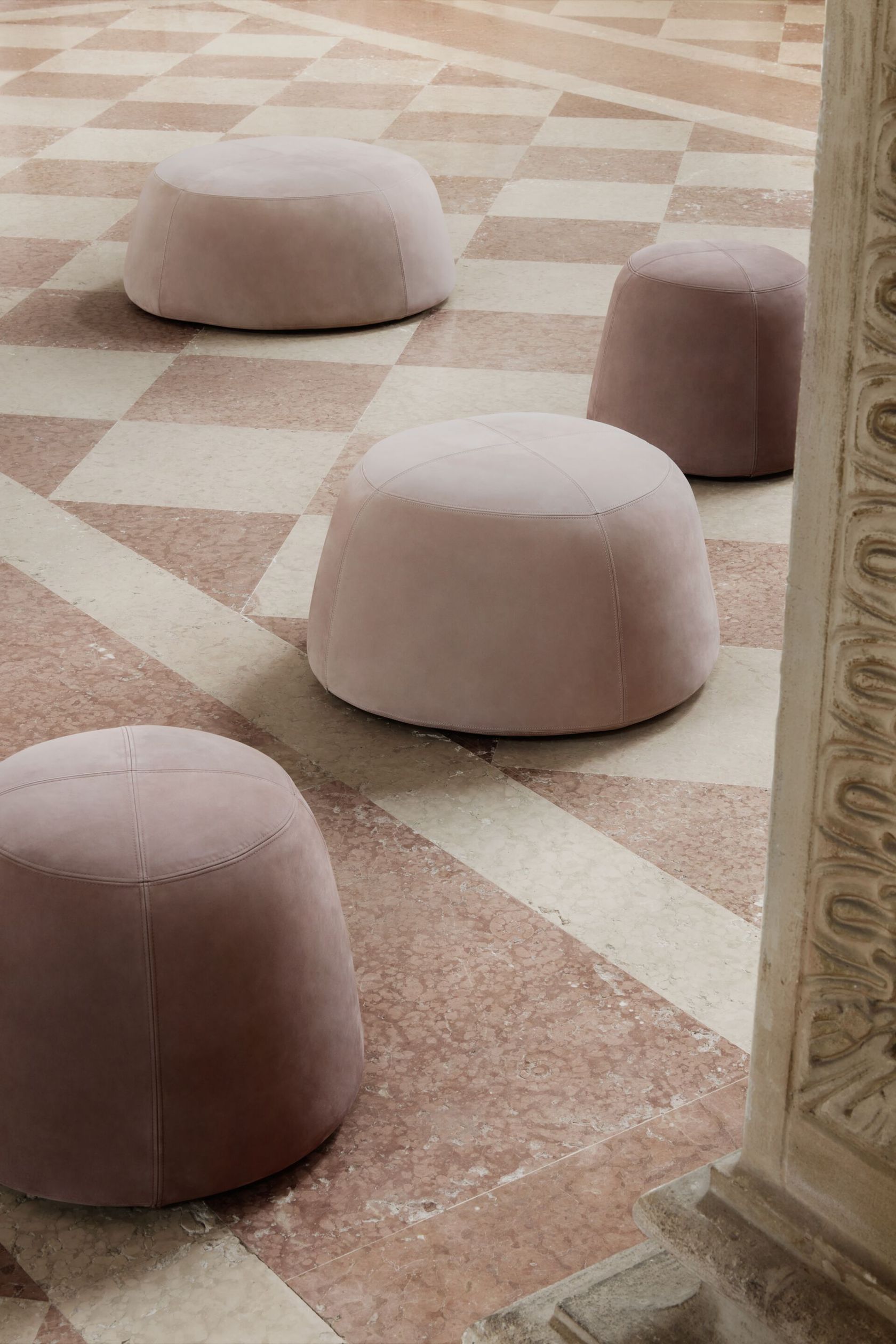 FUJI Pouf By MDF Italia | design Francesco Rota
