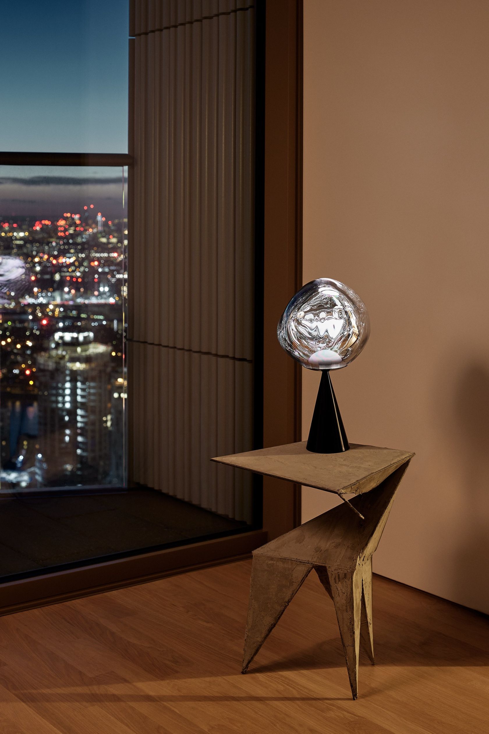 MELT Cordless LED table lamp By Tom Dixon | design Tom Dixon