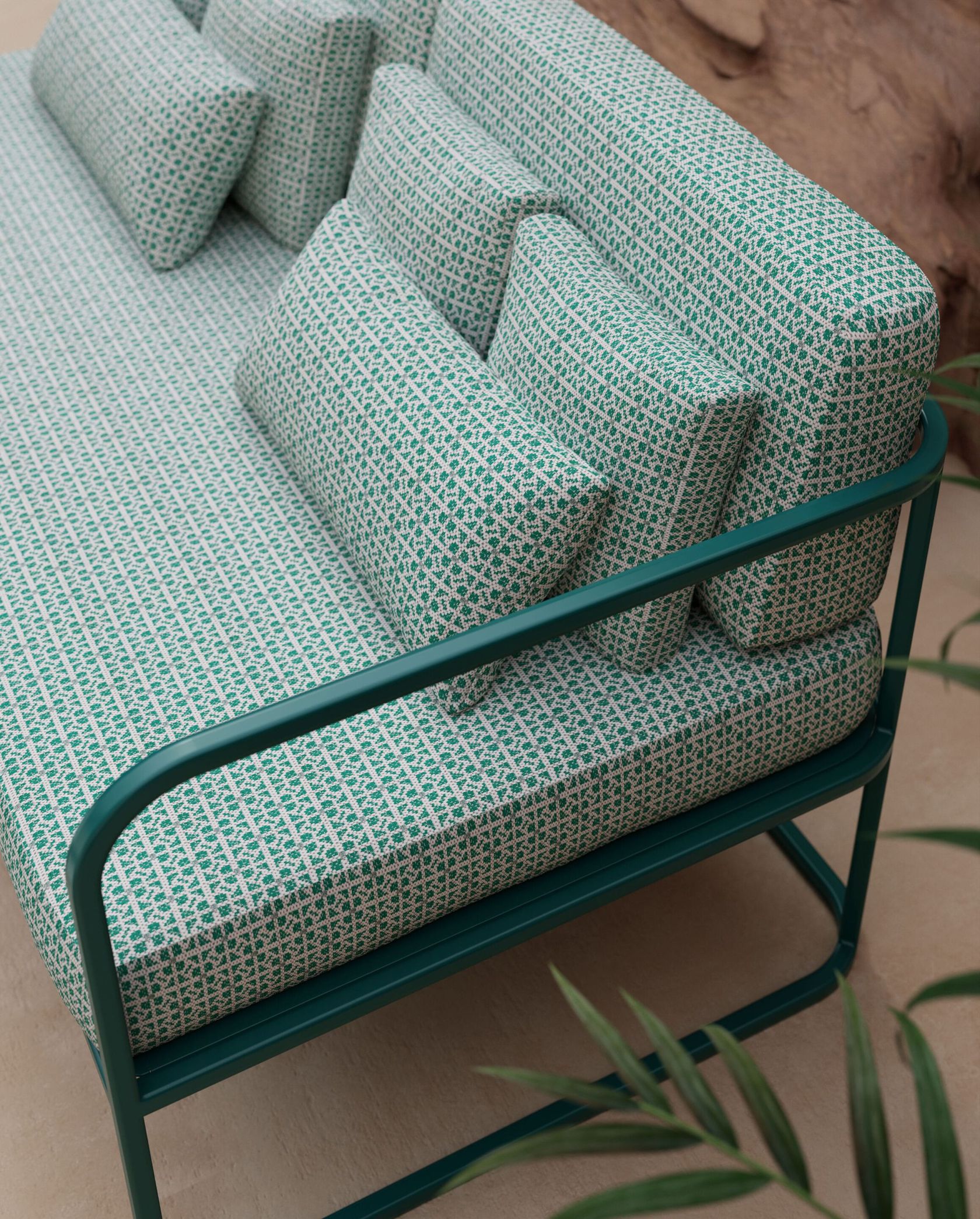 CRUISE 2 seater metal garden sofa By MEMEDESIGN