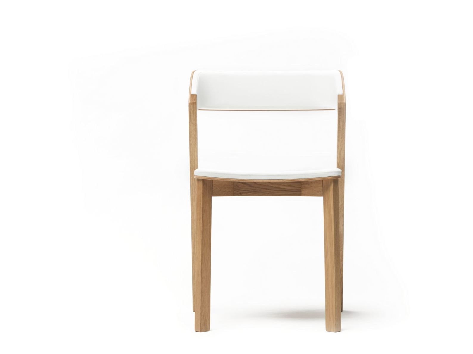 MERANO | Upholstered chair By TON design Alexander Gufler