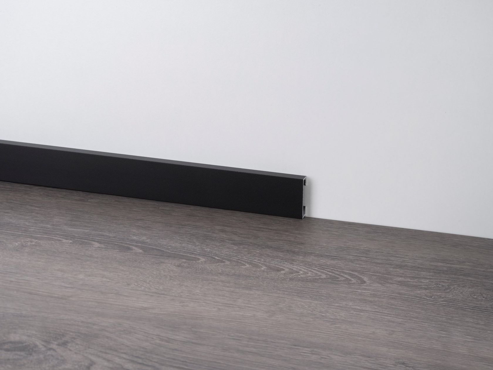 METAL LINE 89 TREND COLOR Aluminium skirting board By PROFILPAS