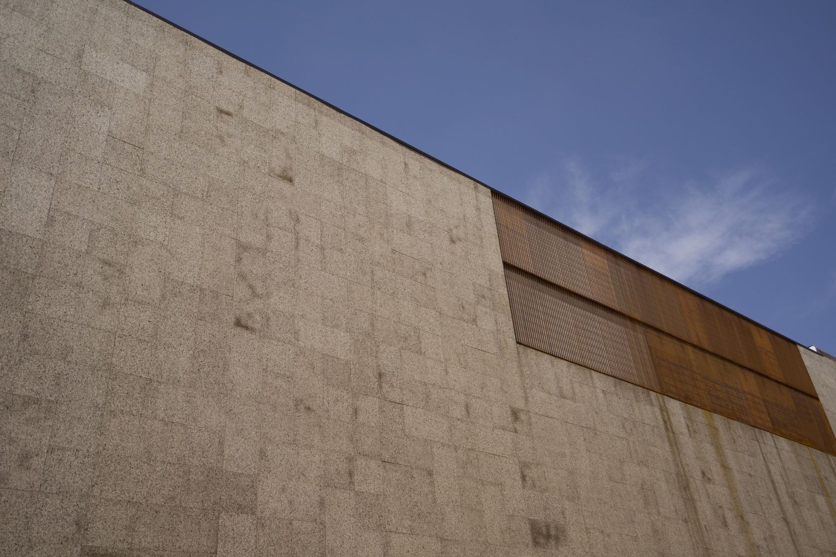 Fiber-reinforced slab for exterior walls MGO BOARD By ITP