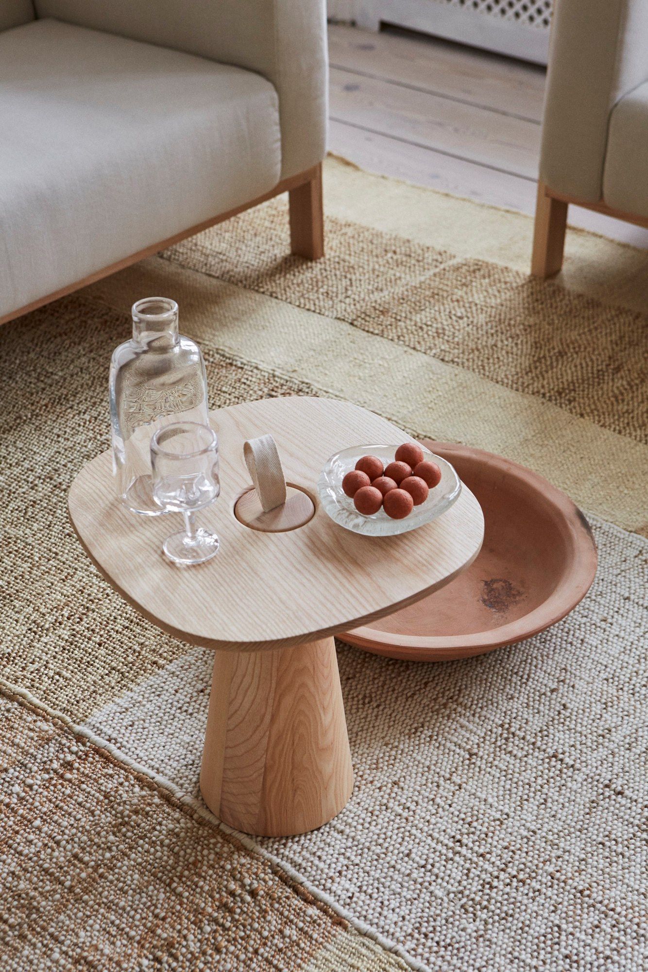 MIGO | Tavolino in frassino By MOR DESIGN design Daniel Schofield