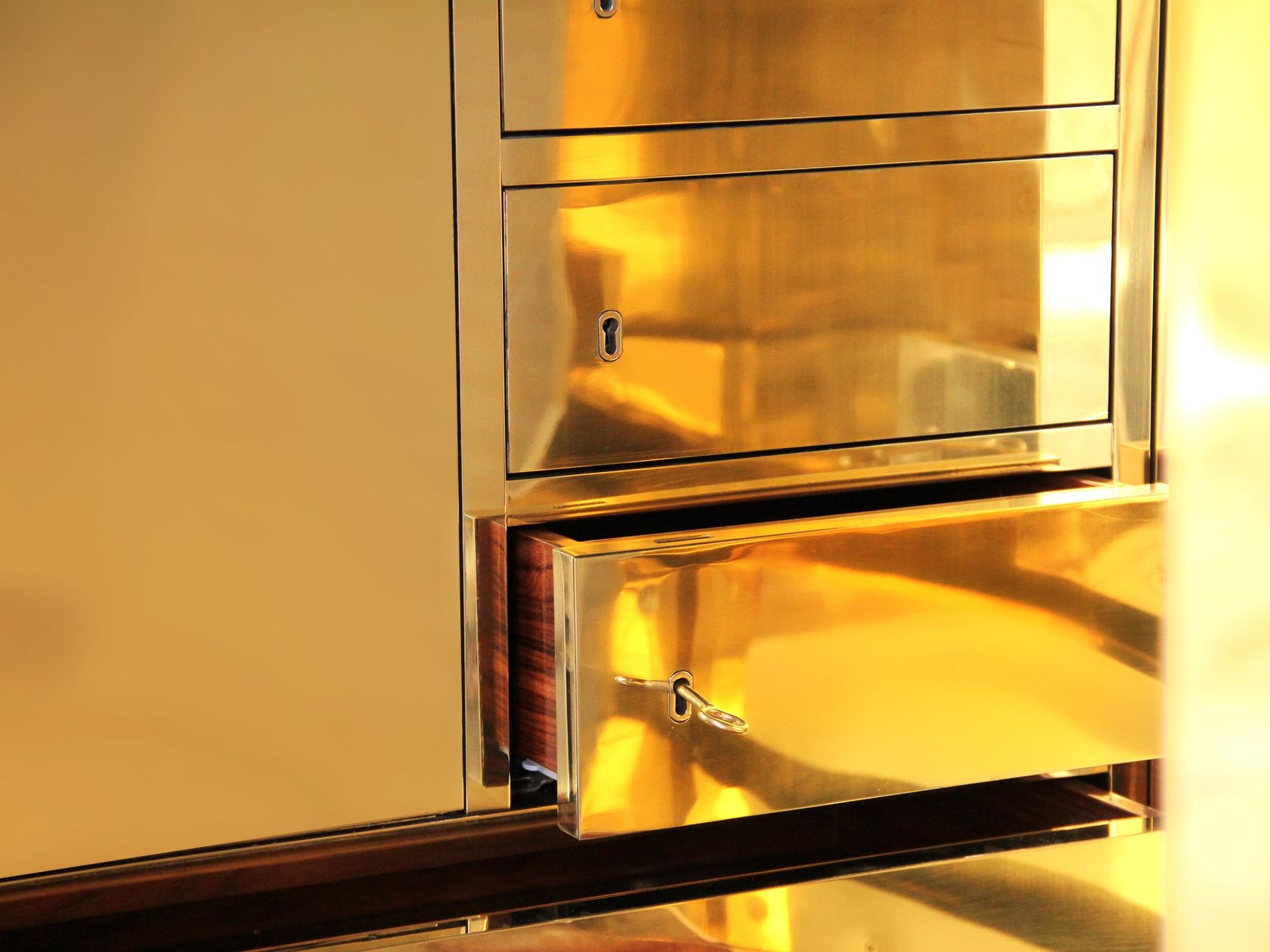 MILLIONAIRE | Safe Floor standing combination safe By Boca do Lobo