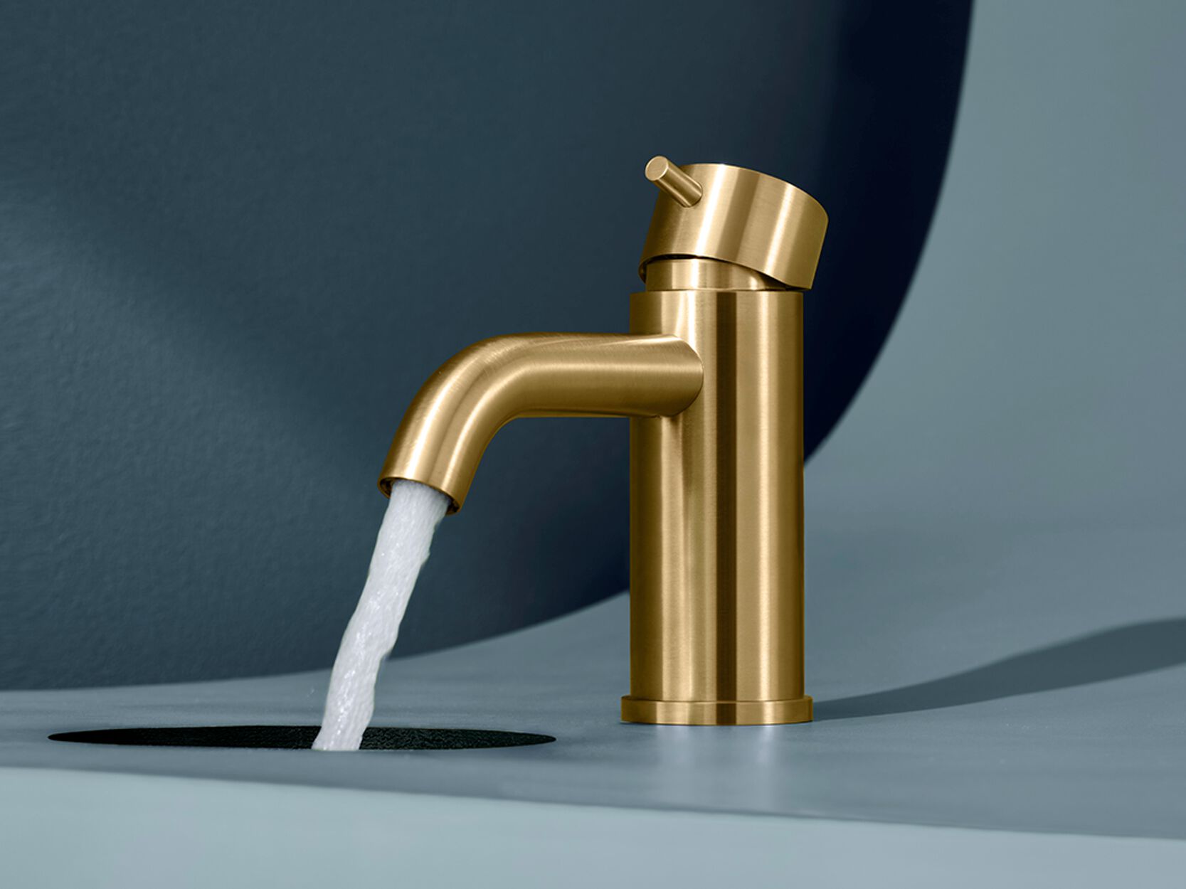 The new IVI stainless-steel taps by MINA