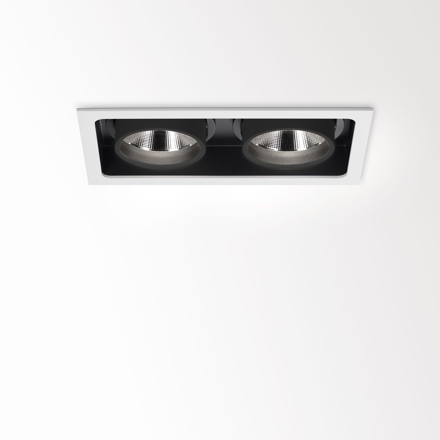 MINIGRID IN HP LED multiple adjustable spotlight By DeltaLight