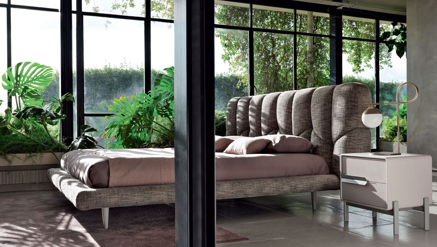 ARYA Fabric double bed with upholstered headboard By CorteZari | design ...